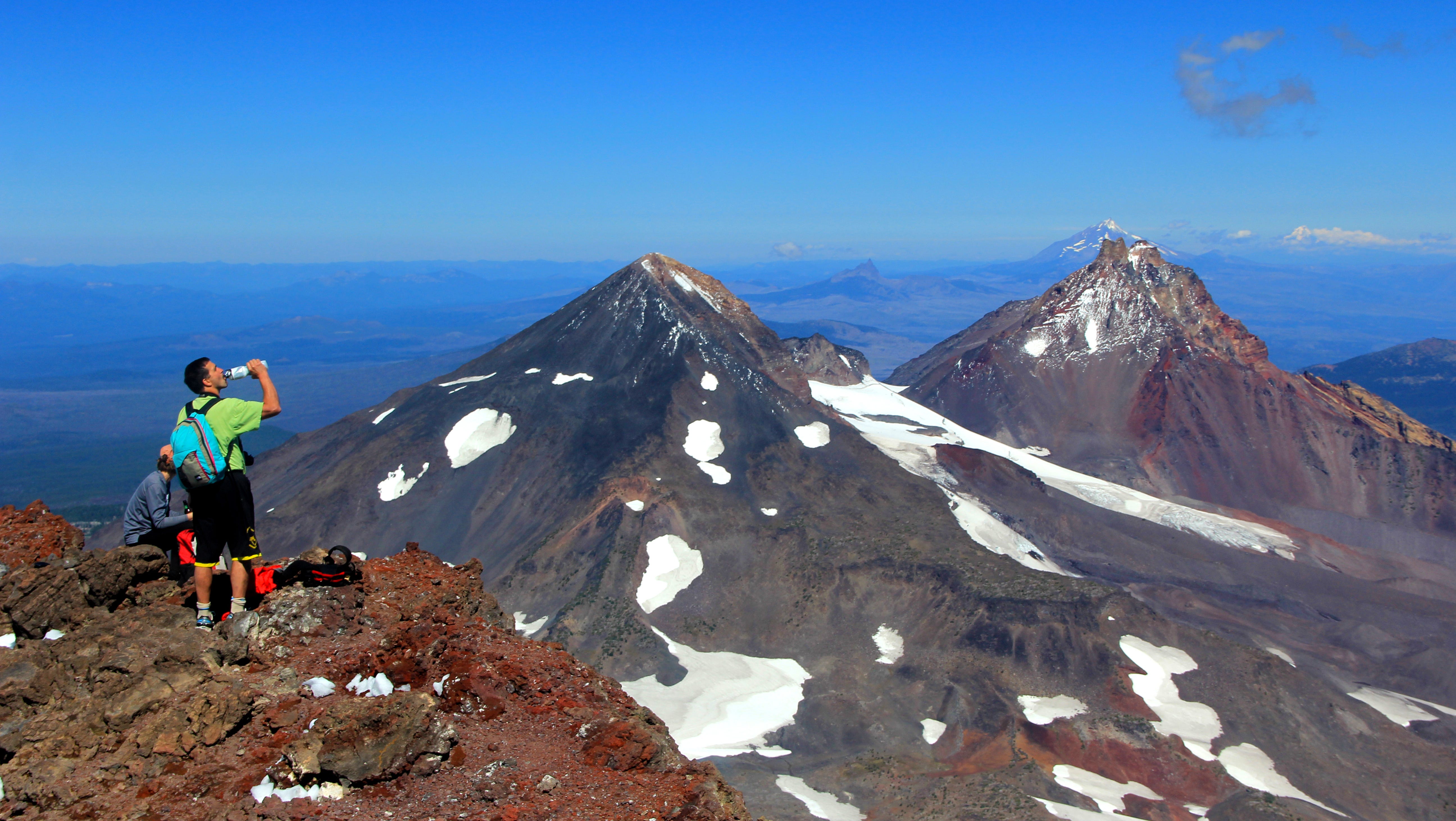 Oregon's 6 best Cascade Mountain climbs that don't require ropes