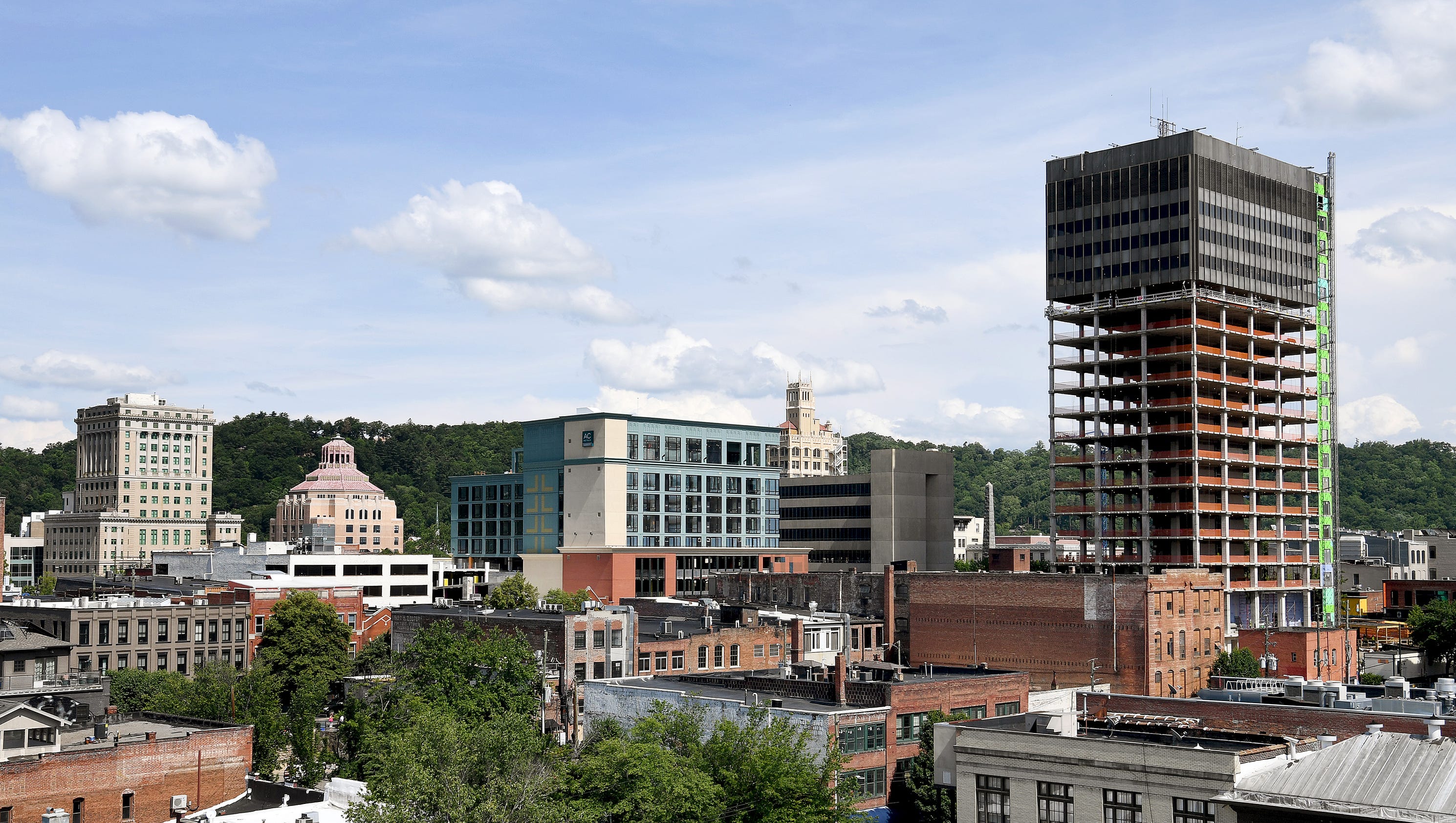 Answer Man: Where's the BB&T Building's glass going? Confusing ...
