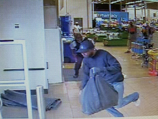 FBI offering reward in robberies