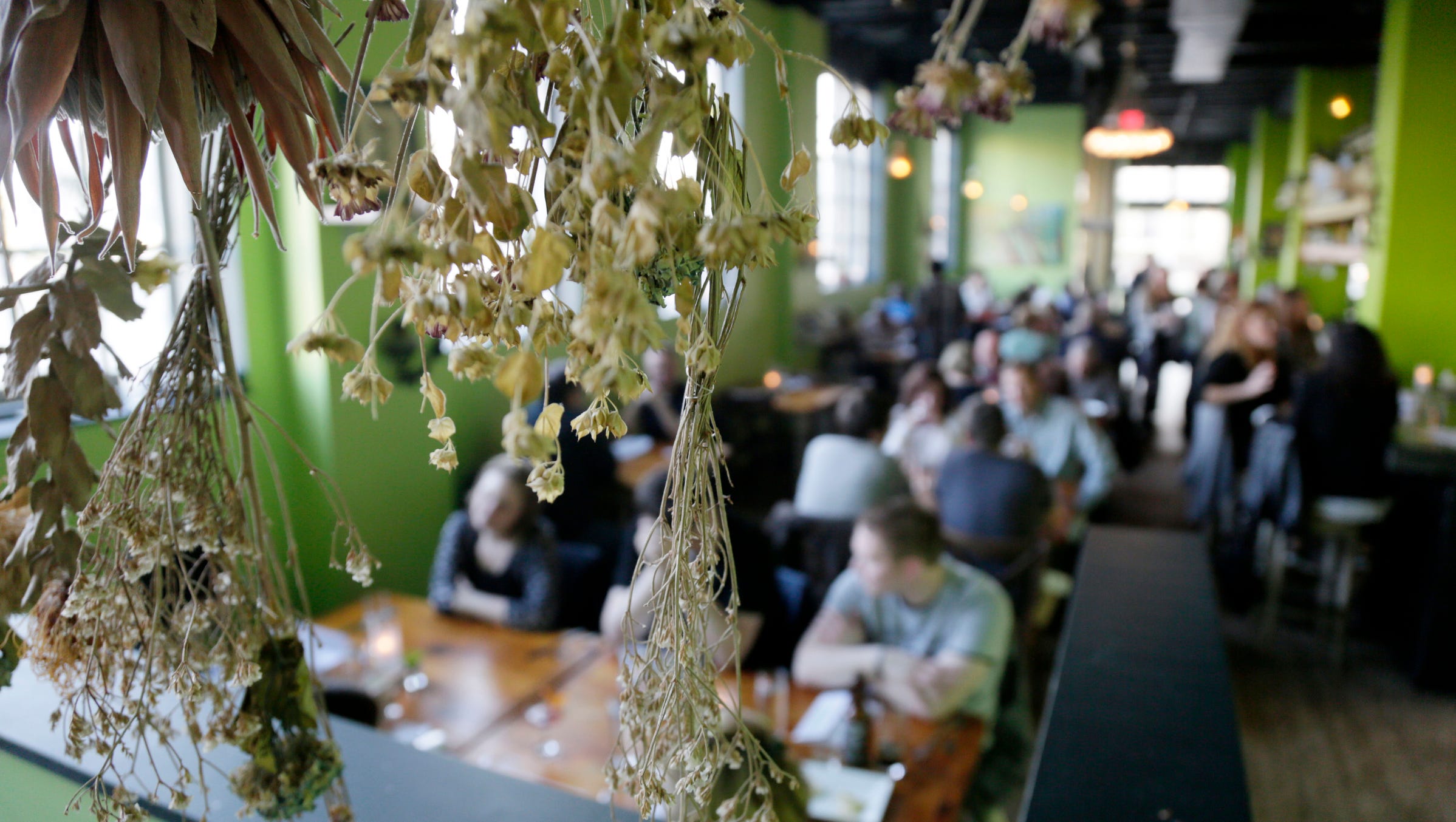 Chartreuse Kitchen & Cocktails is the Detroit Free Press/Metro Detroit ...