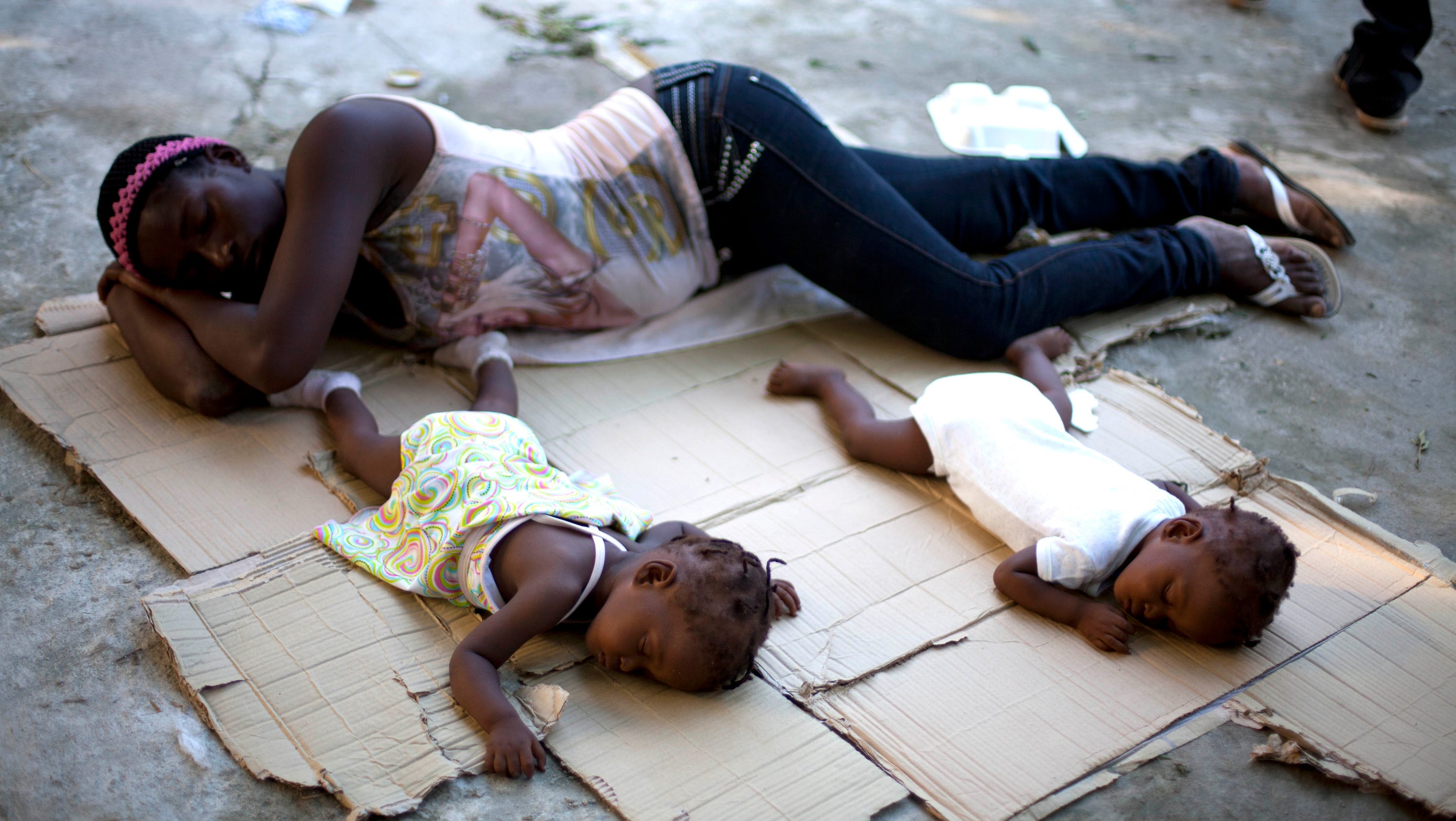 Dominicans expel 244 Haitians over border killings