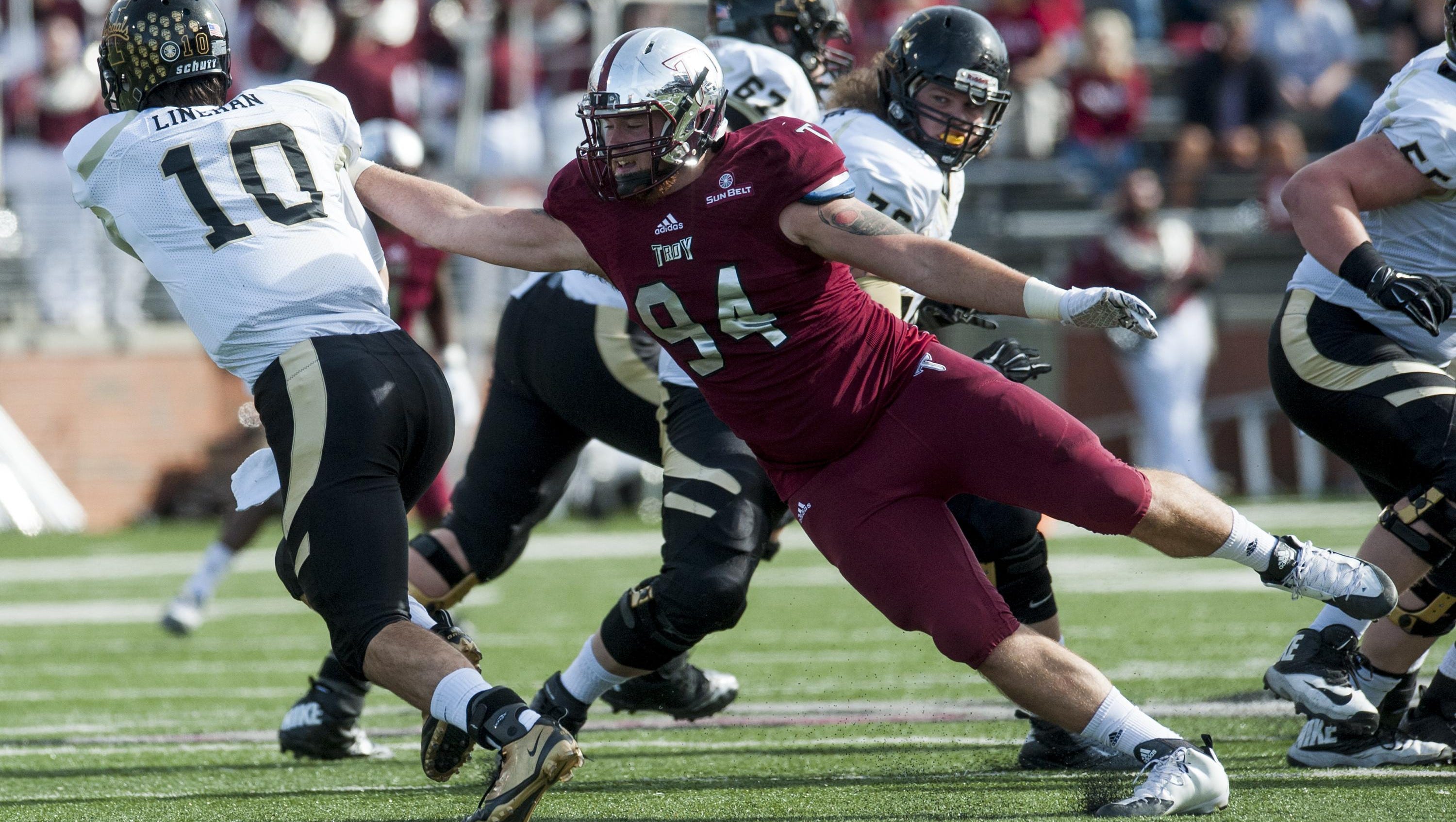 Brothers’ call pulled Calloway back to Trojans