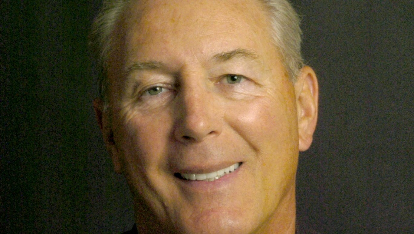 John Mackovic looks back at the NFL season, and ahead