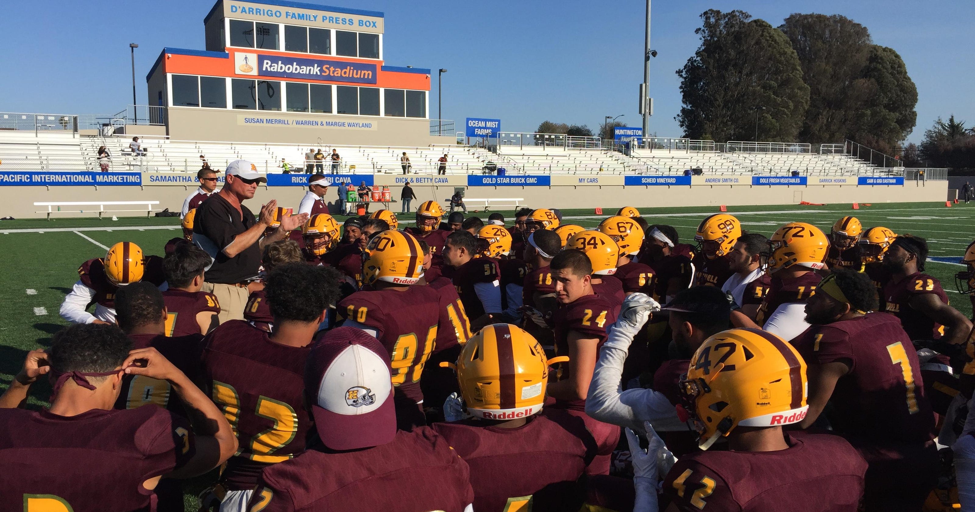 Hartnell football survives late charge to win