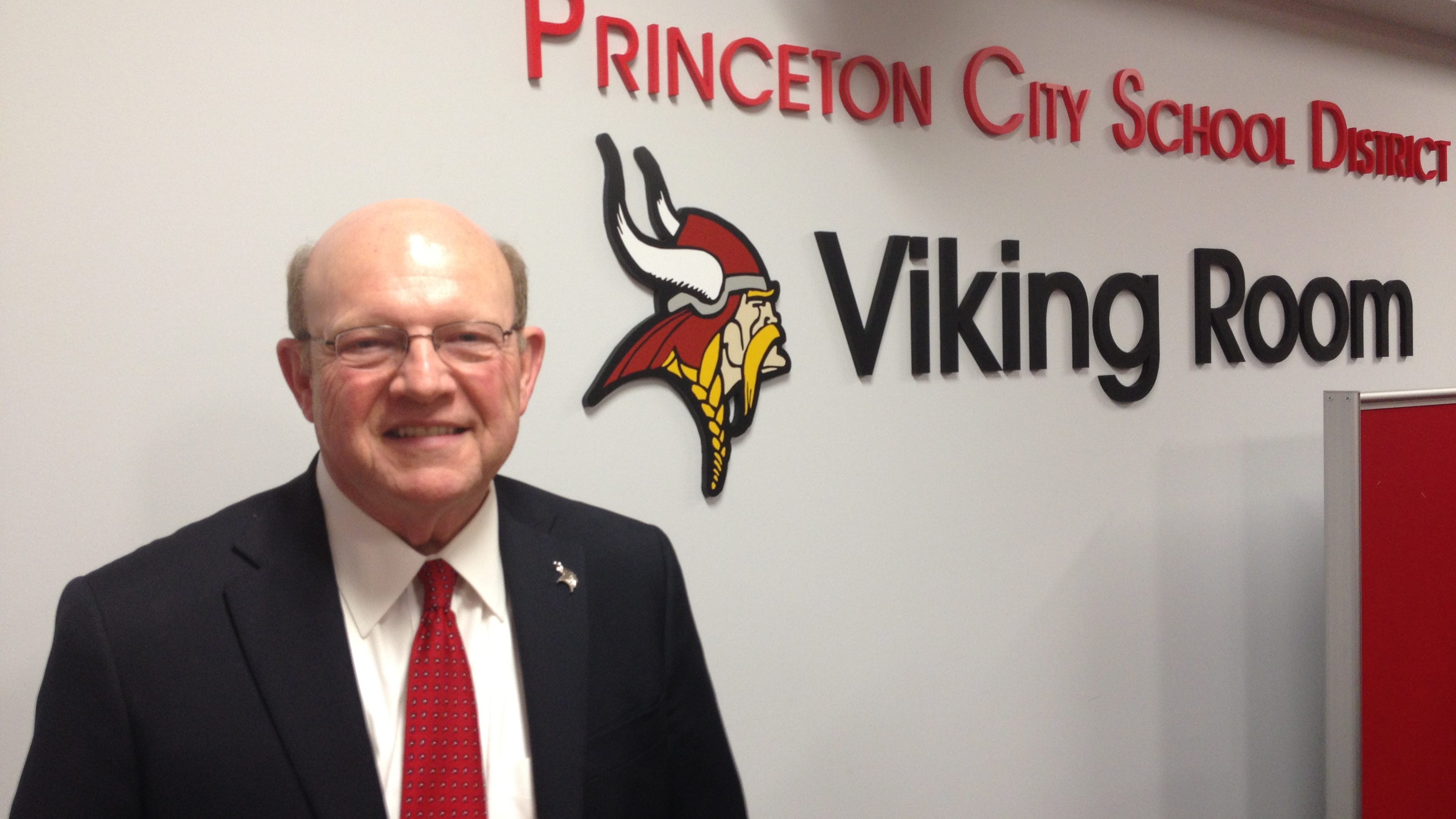 Pack leaving Princeton 3 months early