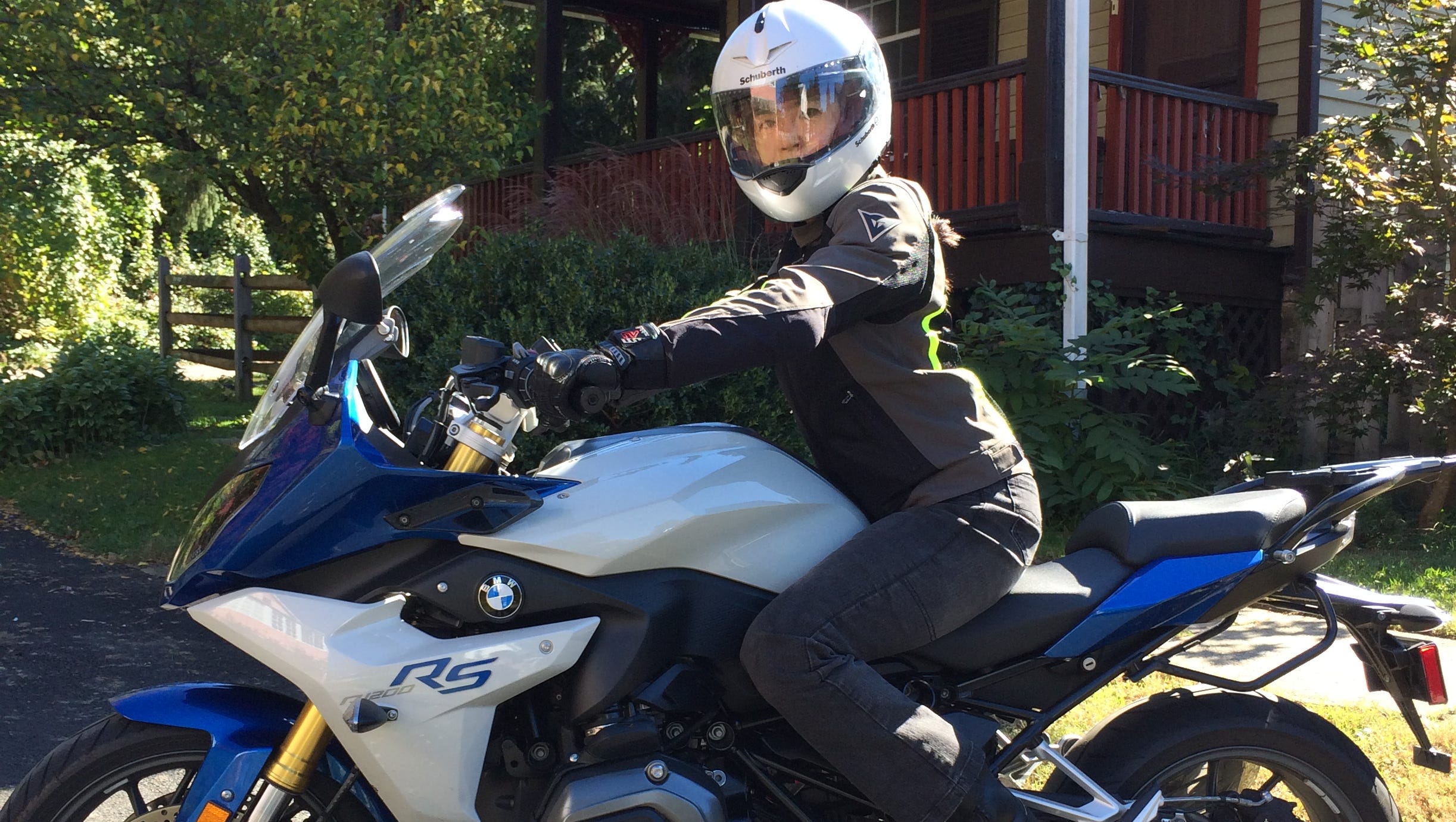 Motorcycle review: This BMW is an easy rider