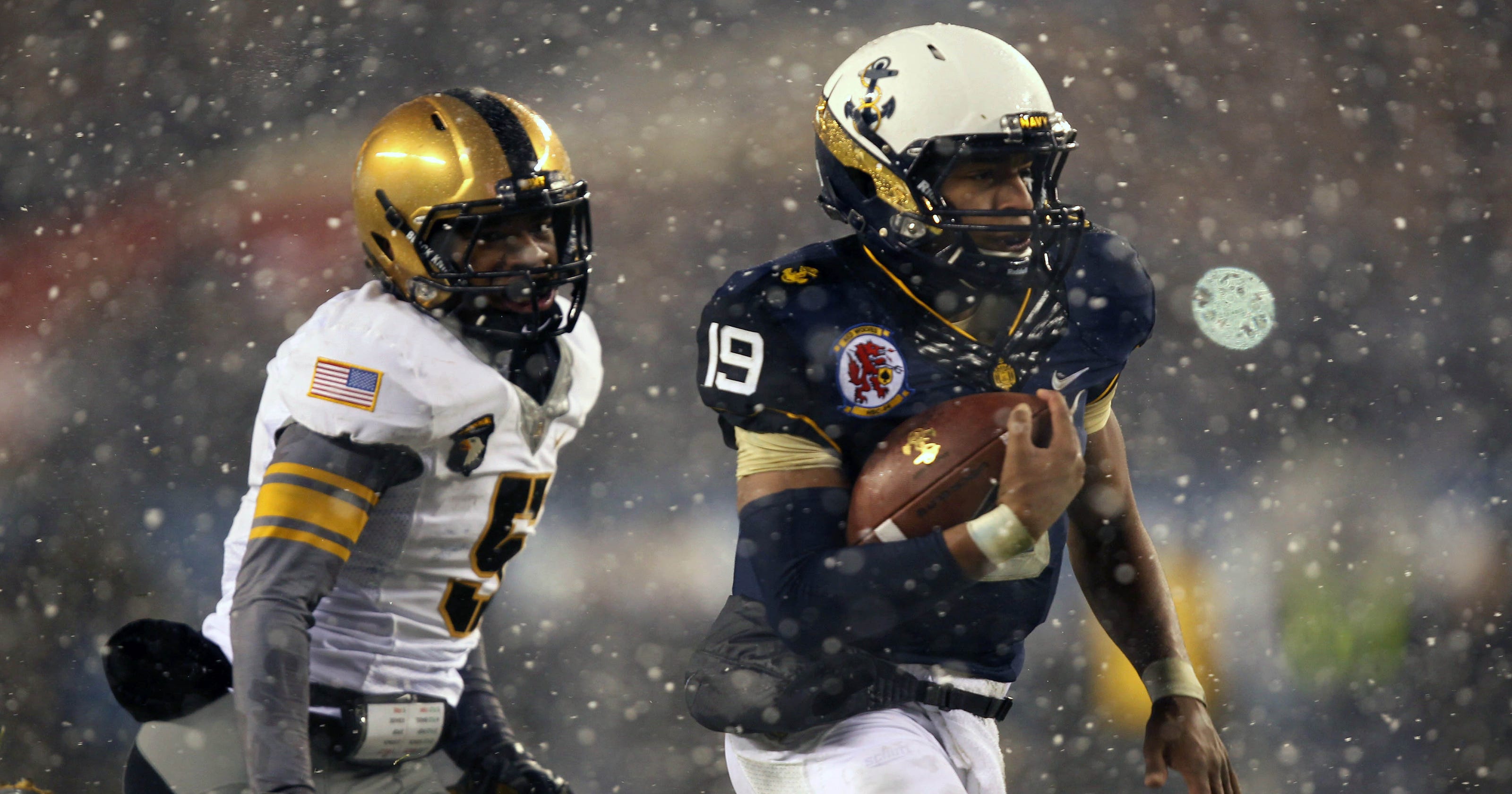 Navy makes it 12 in a row against Army