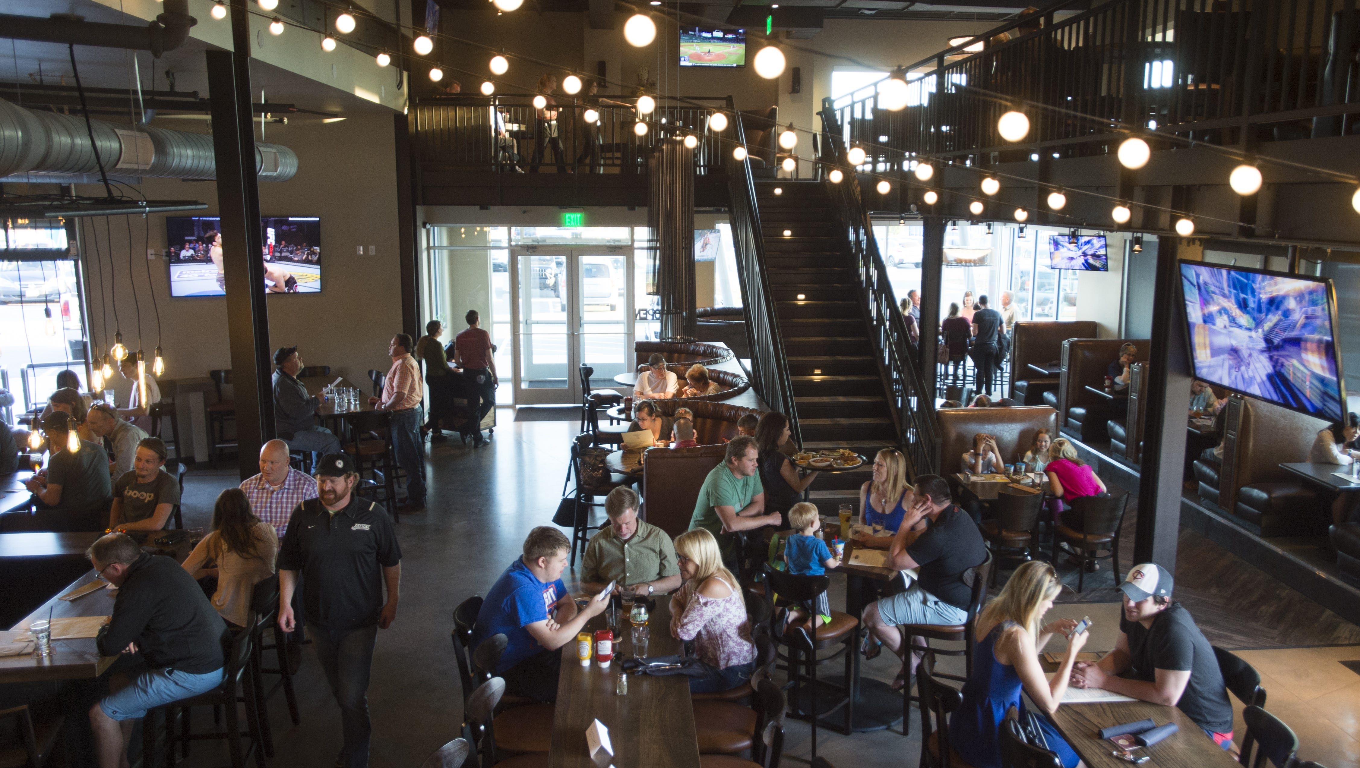 D.C. Oakes brewpub debuts in SE Fort Collins