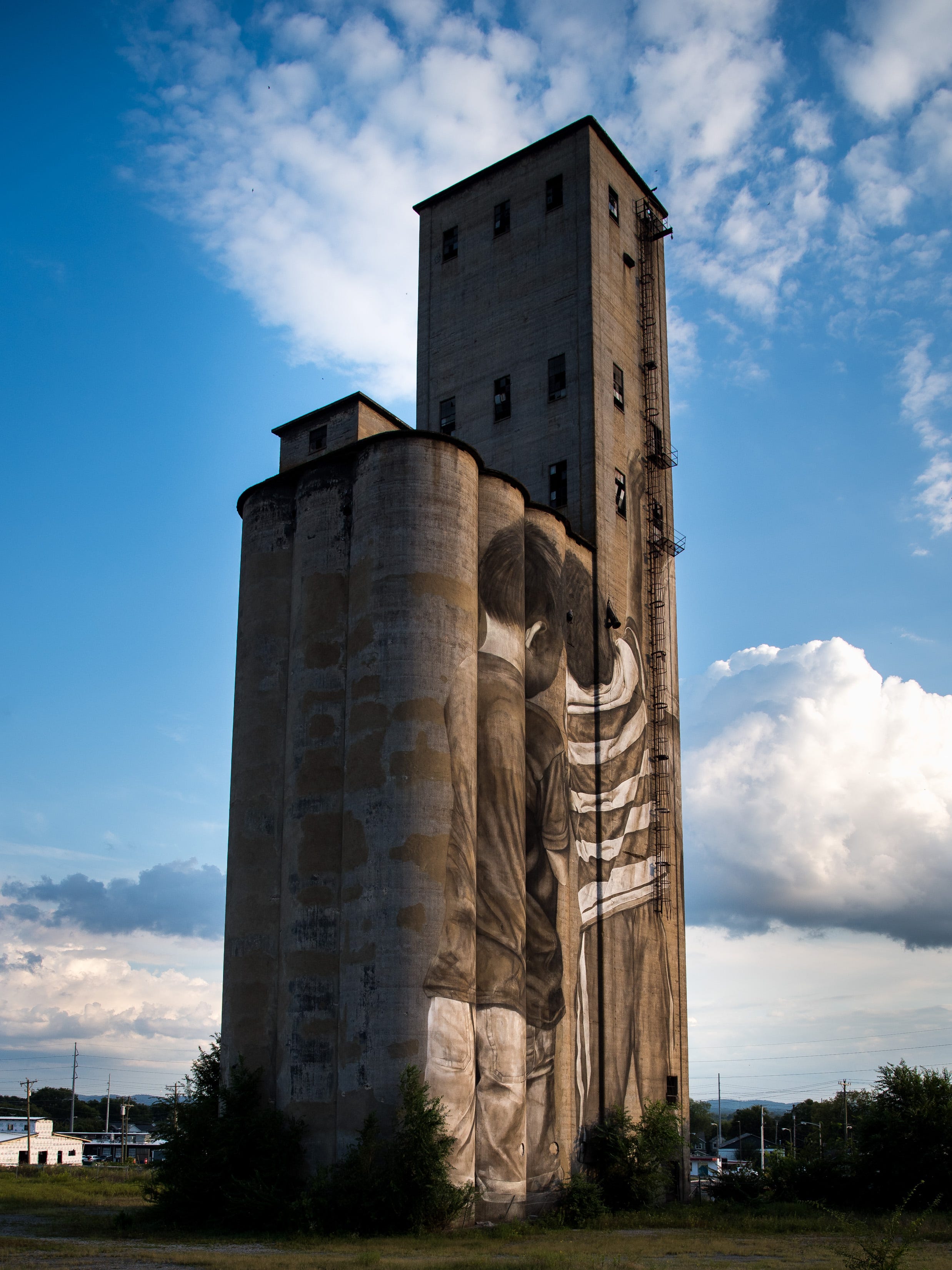 Now complete, silo mural in The Nations becoming a landmark