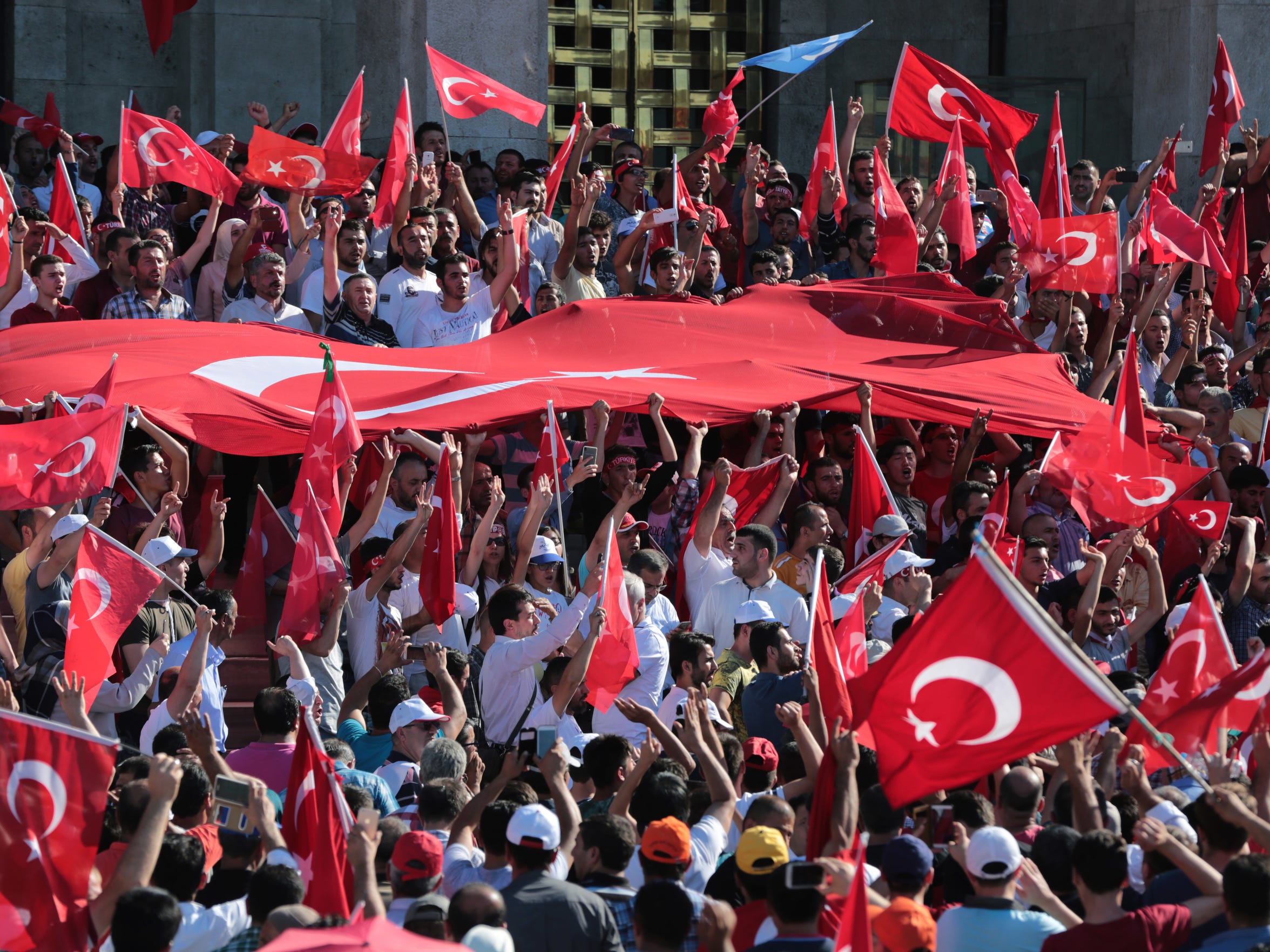 Investigation: Charter school leaders, founders linked to controversial ...