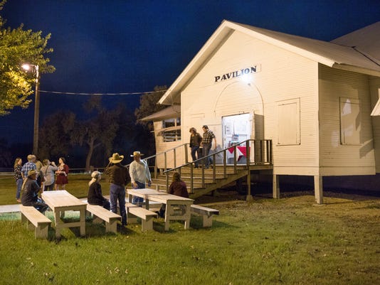 Texas dance halls: A treasured tradition