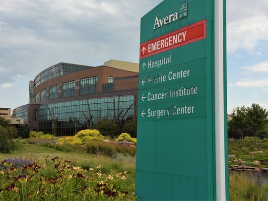 Avera hospital employees get on-campus grocery pickup option
