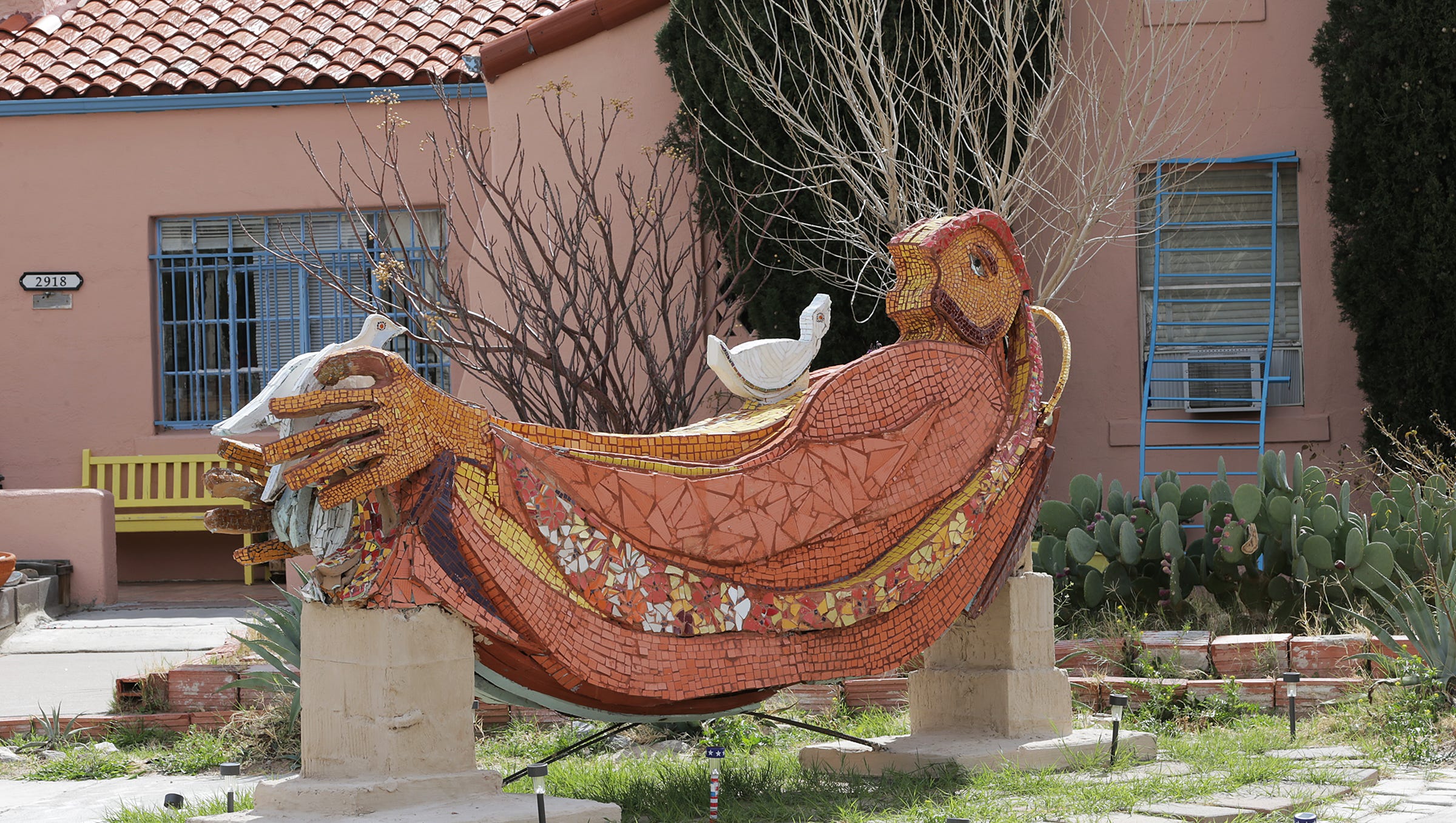 Artist Margarita 'Mago' Gándara, known for tile murals, dies at 89