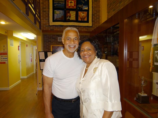 Indiana native and 'Barney Miller' star Ron Glass dies at 71