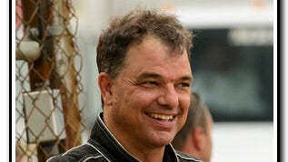 Ronnie Buck's Instagram, Twitter & Facebook on IDCrawl