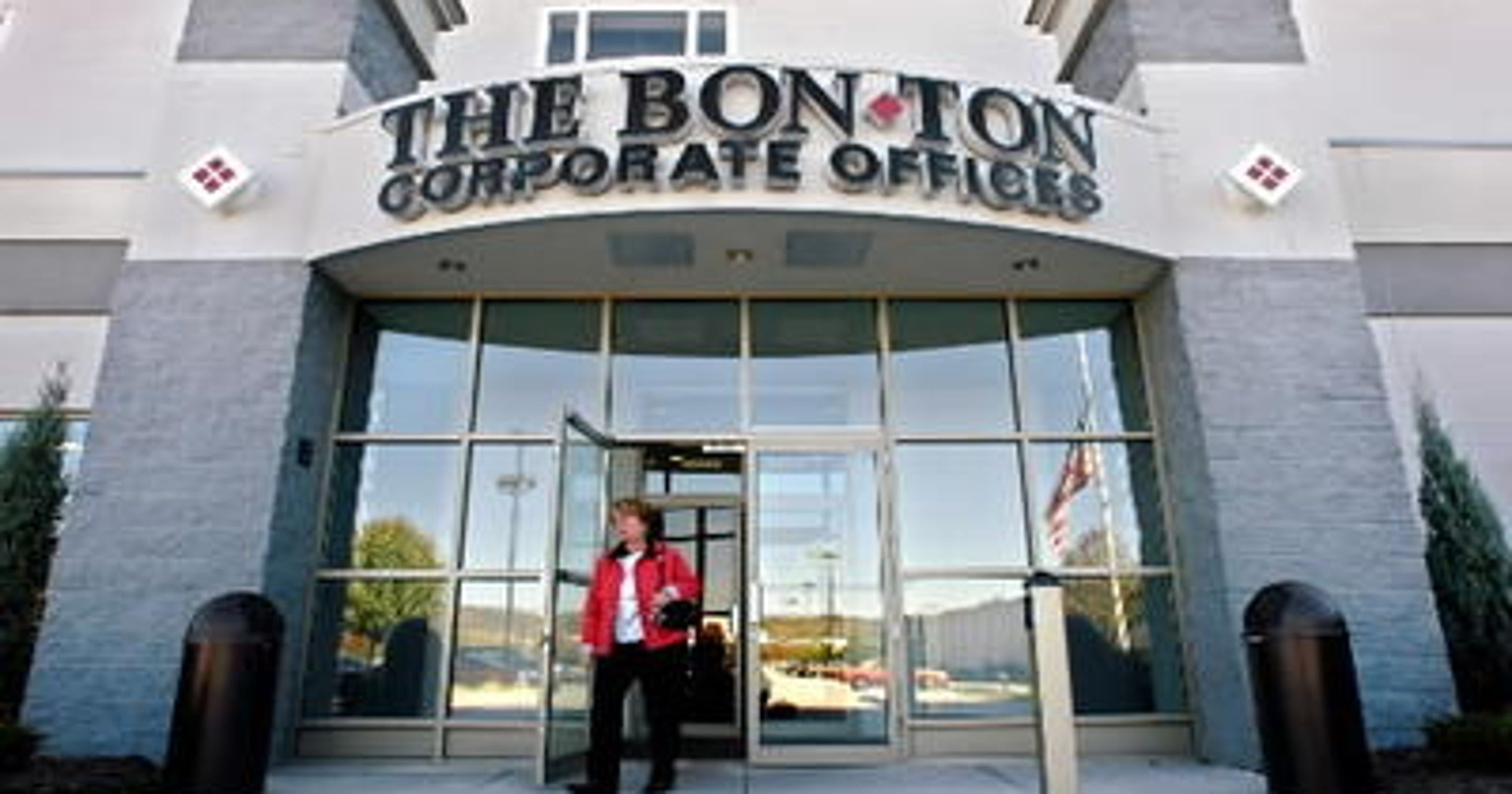 Bon-Ton Stores to close at least 40 locations through end of 2018.