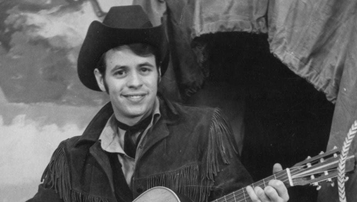 'Cowboy Bob' and other WTTV icons