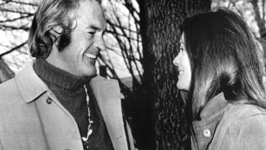 Susan Sarandon carried LSD guru Timothy Leary's ashes in a Burning Man ...