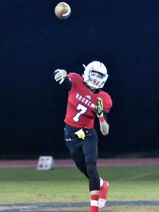 FRIDAY NIGHT FOOTBALL ROUNDUP: Sonora romps past 4A Lamesa