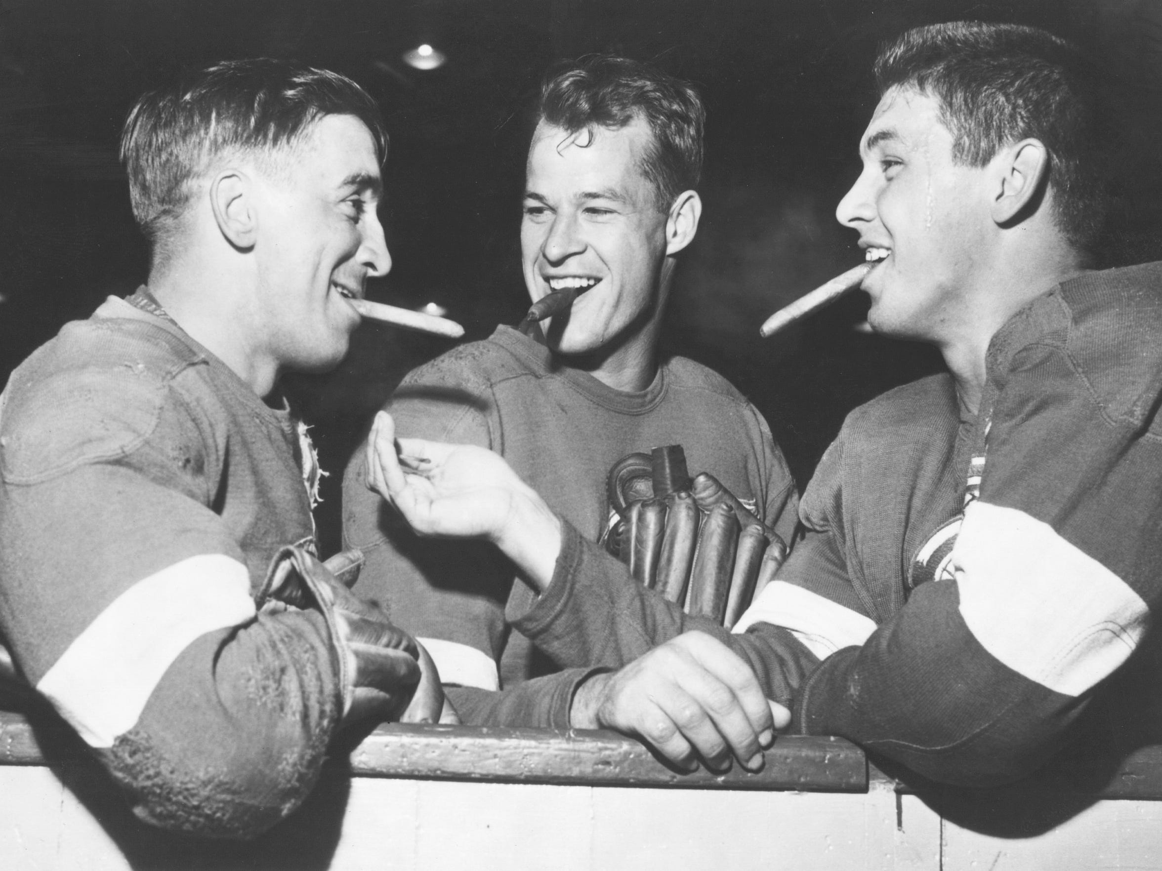 Remembering Gordie Howe: Mr. Hockey to generations