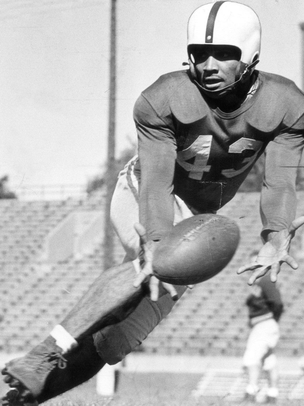 How the 'Johnny Bright Incident' led to a major NCAA rule change in ...