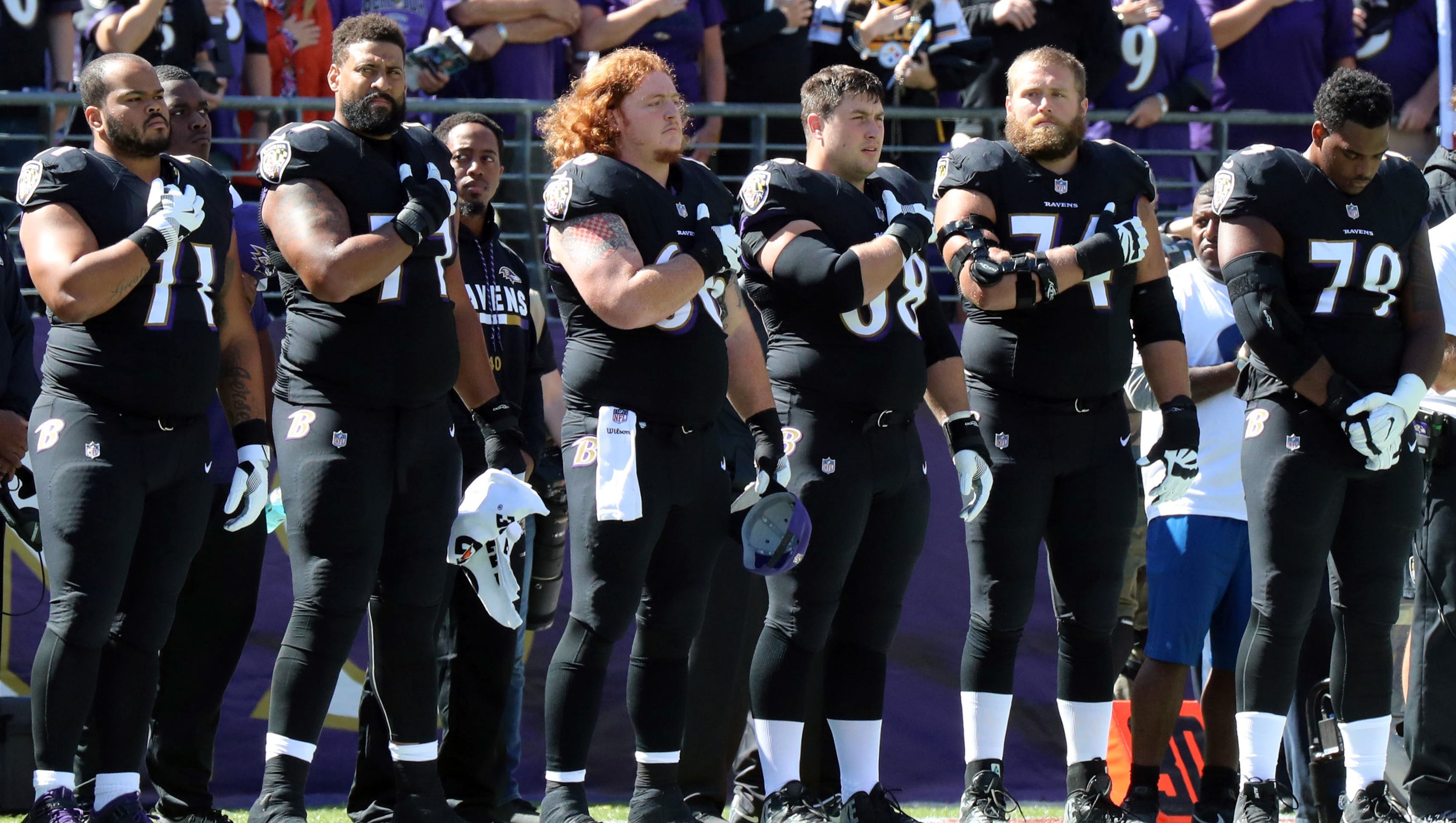 NFL's national anthem protest slowly cooling, opinions remain sharply ...