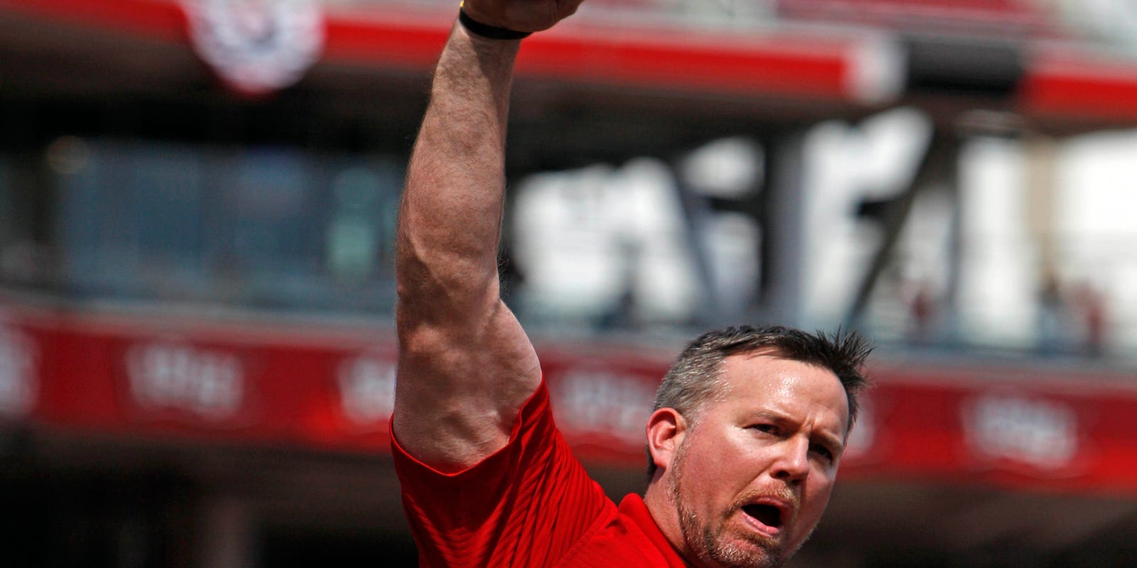 Video: Sean Casey takes BP, hits MLB Network anchor