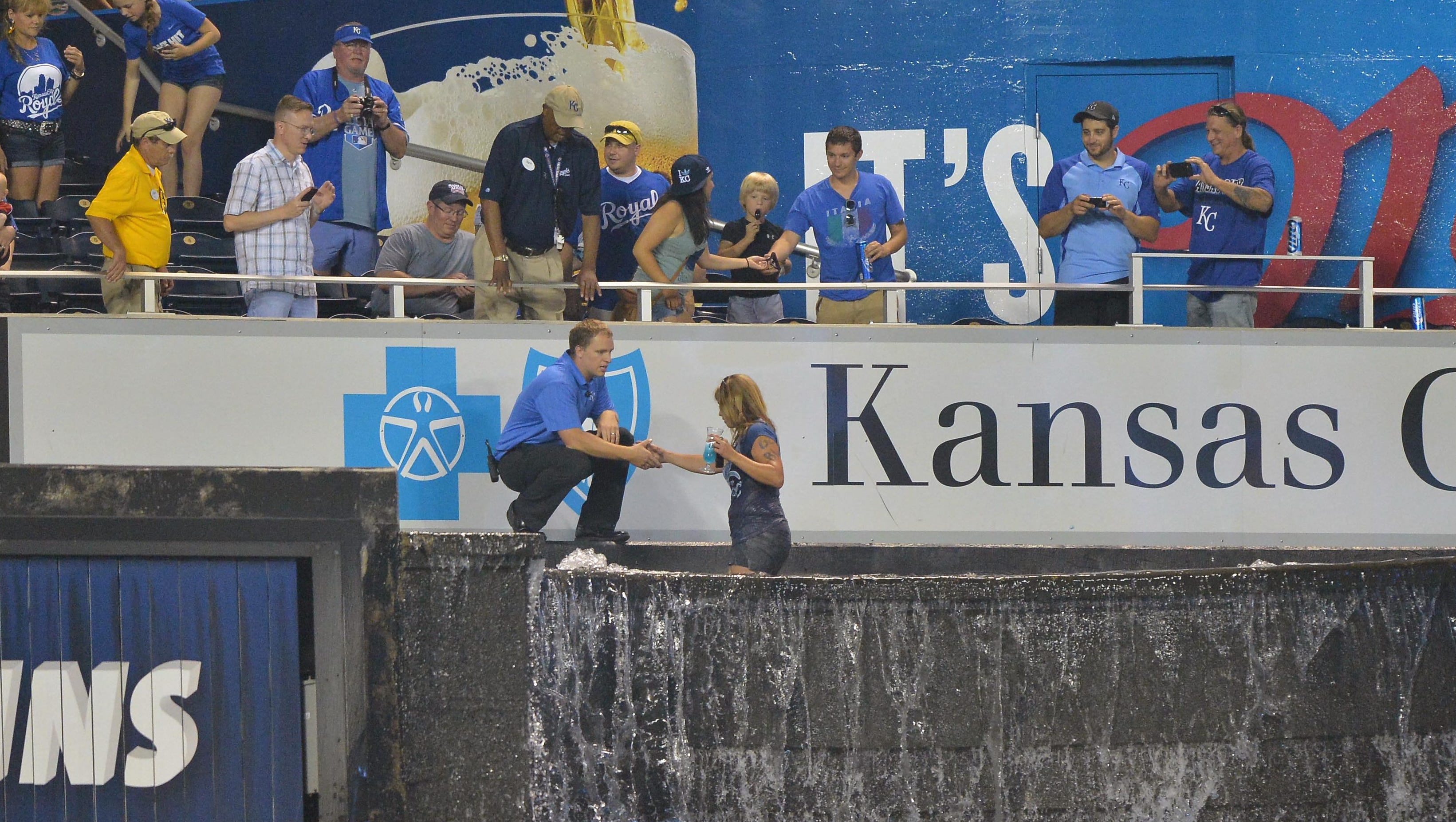 'Fountain Lady' a year after dive: 'I'm not a bad person'