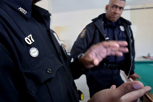 memphis-police-crisis-intervention-team-works-to-defuse-mental-health-calls