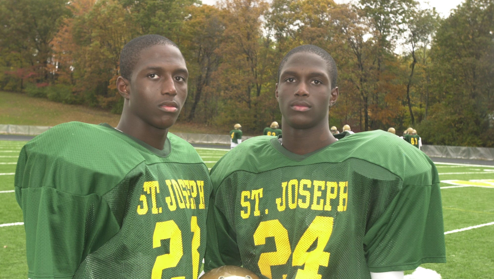 McCourty twins to reunite in New England after surprising trade