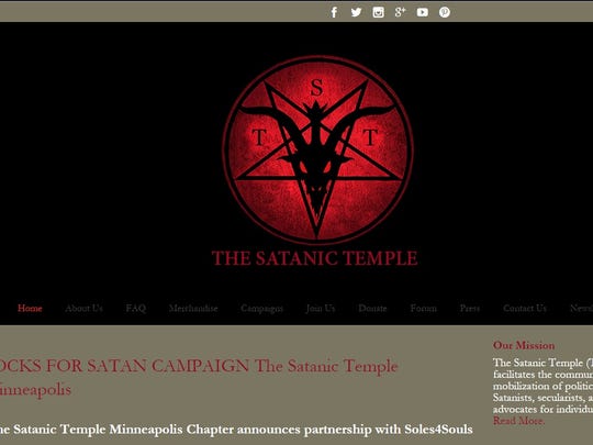 Satanists to give prayer at city council meeting