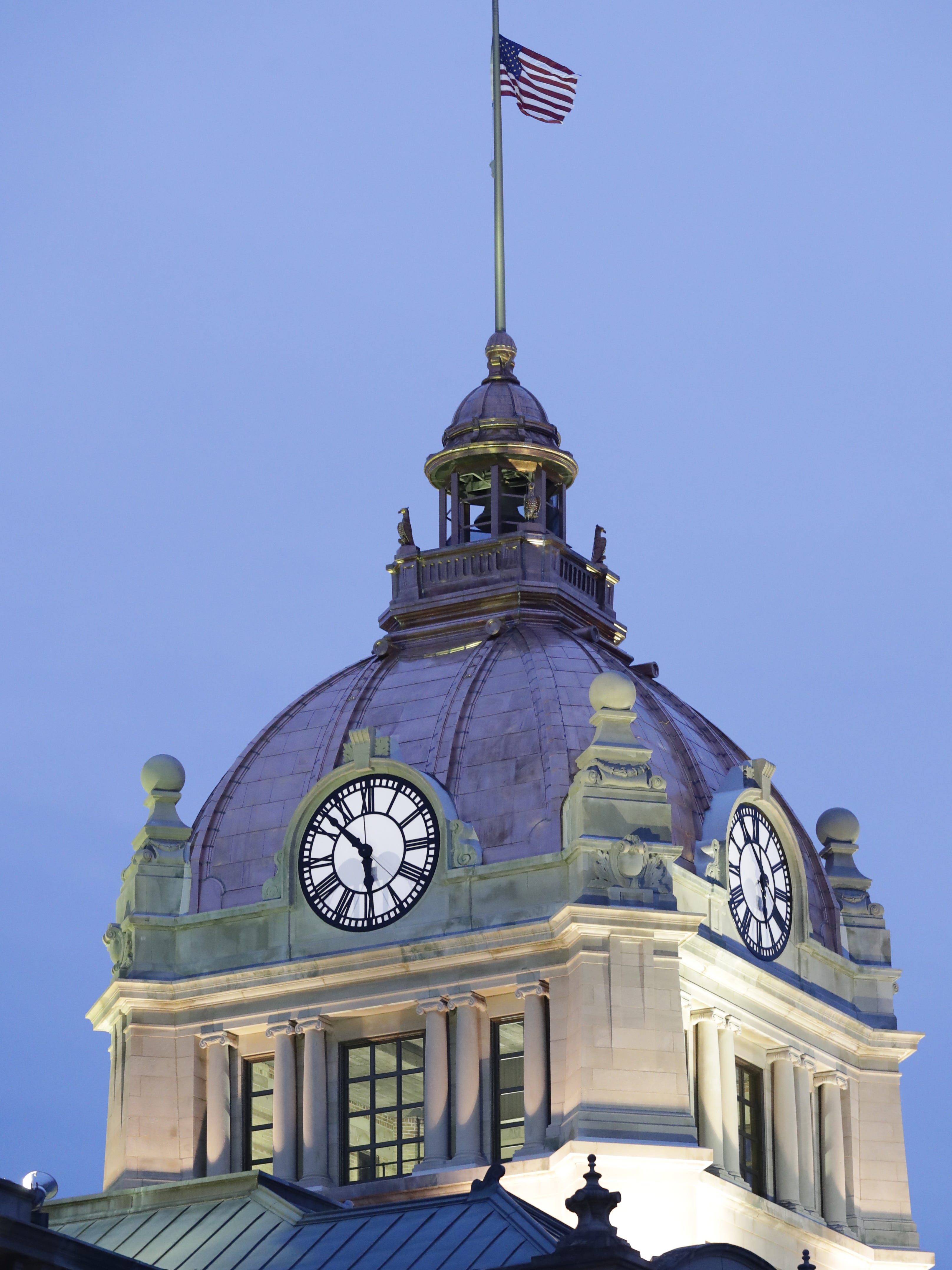 Lighting ceremony marks end of $1.7M courthouse dome renovation