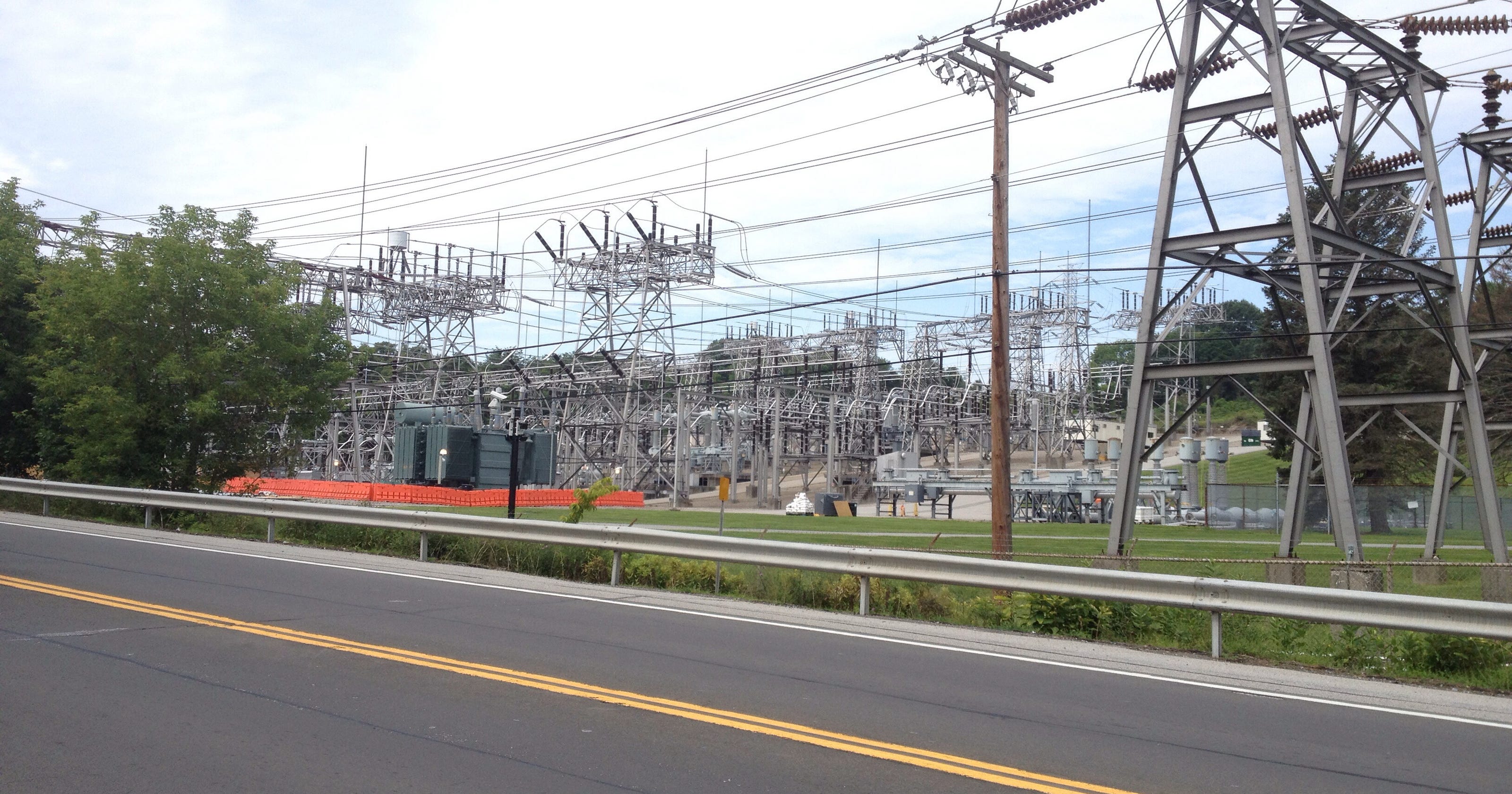 Critics rally against new power line project