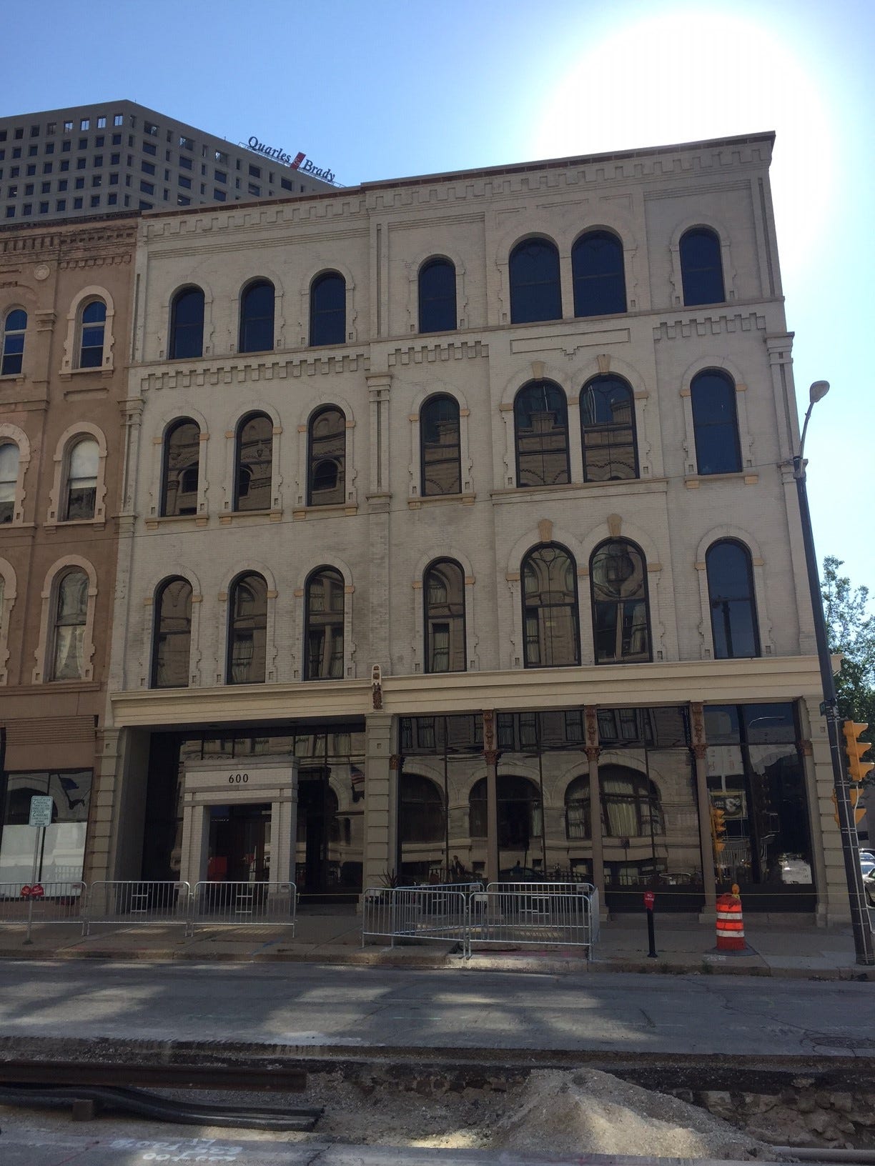 Mackie, Mitchell buildings developer buys nearby Milwaukee building
