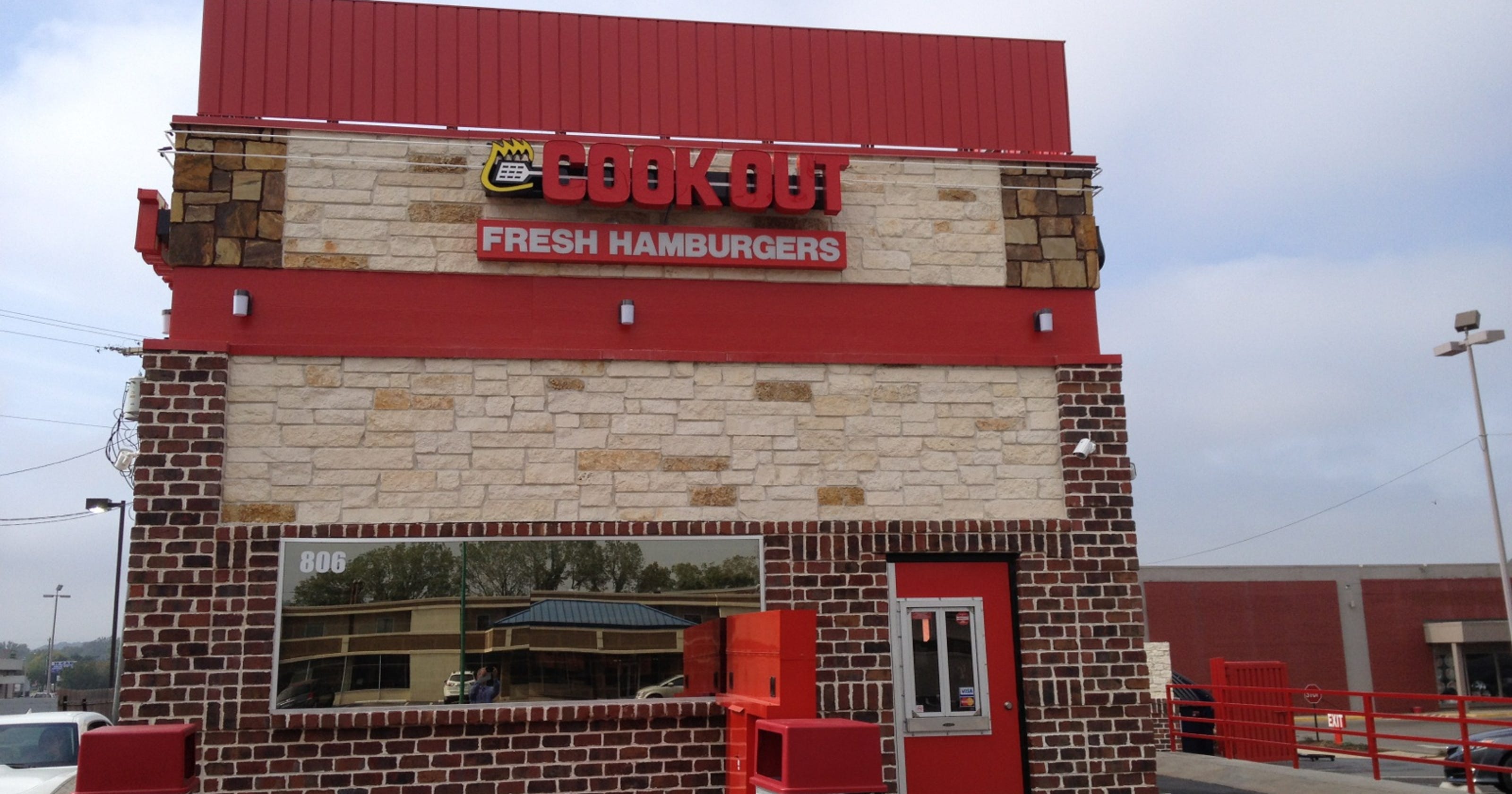 Clarksville's first Cook Out restaurant open for business