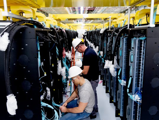 Nation's next supercomputer moves ahead at Oak Ridge National Laboratory