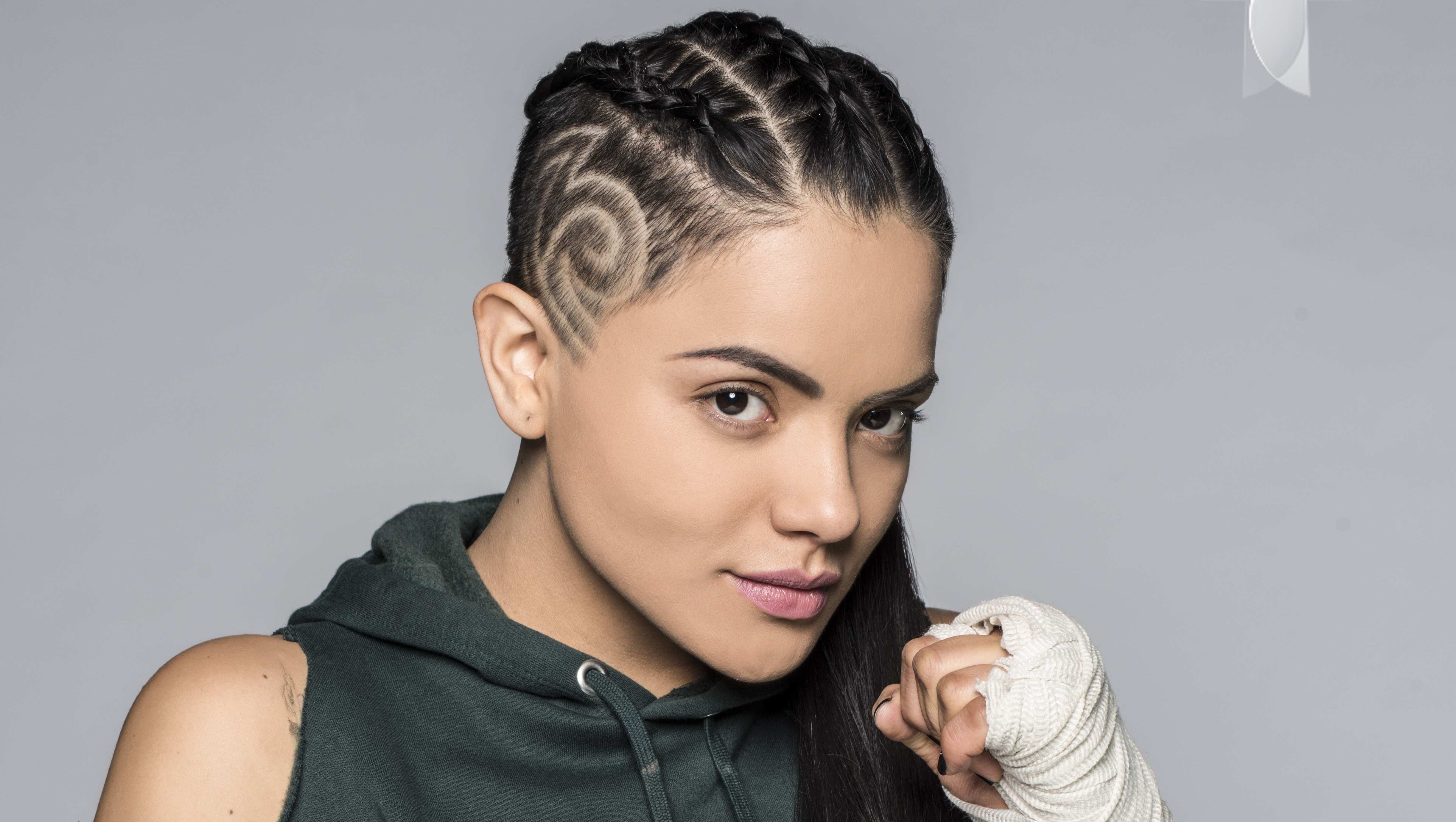 Deja Samadhi Zendejas atrás a Jenni