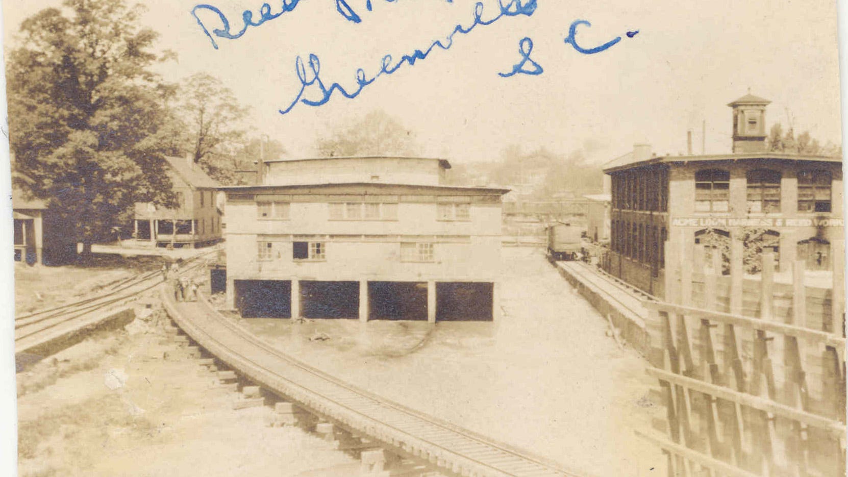 Q&Amy: What's that concrete thing in the Reedy River?