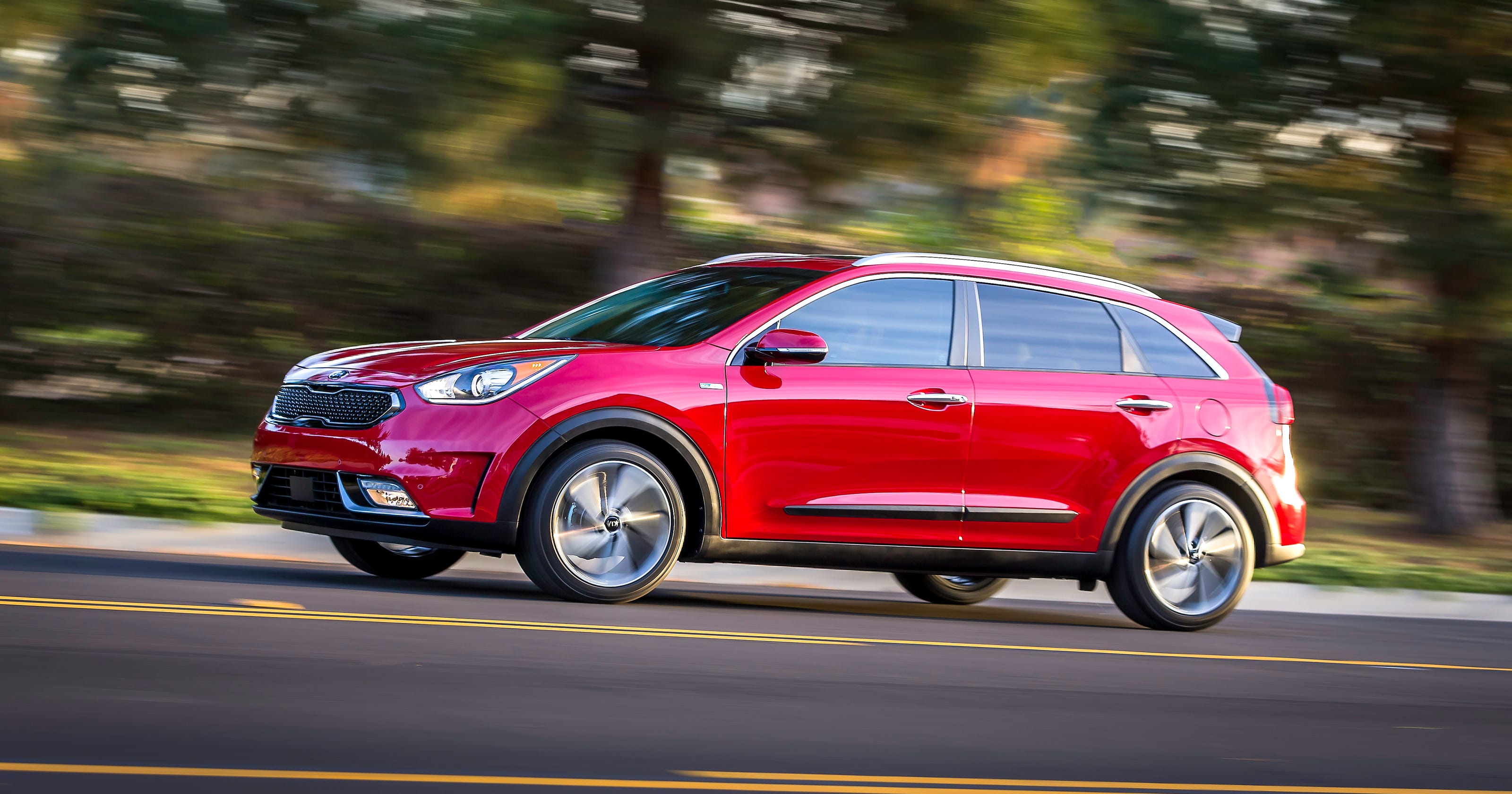 New Kia Niro Crossover Brings Style To Hybrid Segment