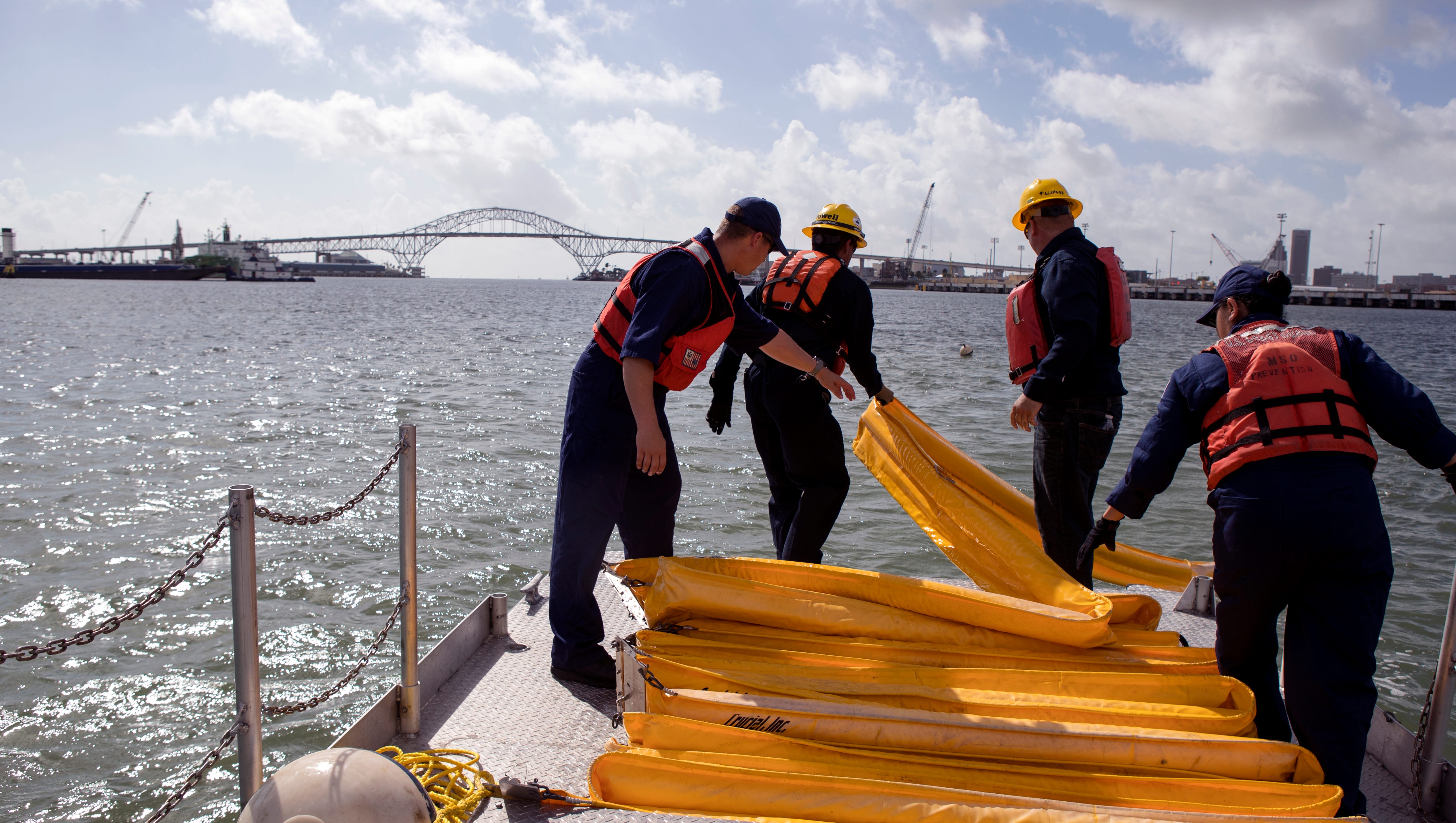 Coast Guard holds oil spill disaster training