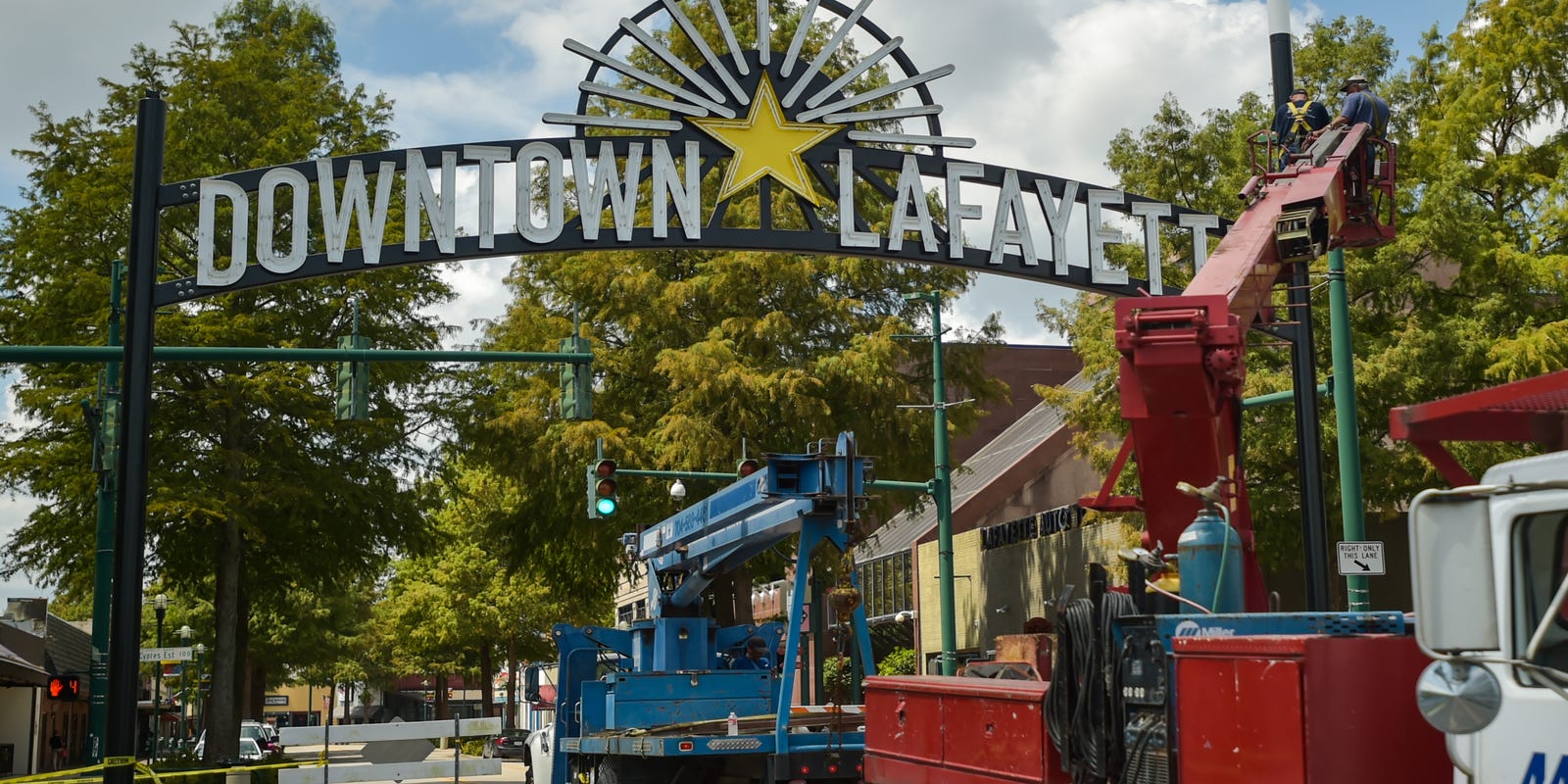Downtown gateway sign installed