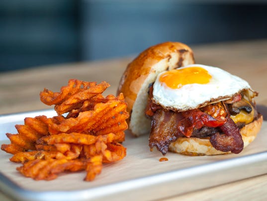 Restaurant review: Cat Cora's Mesa Burger