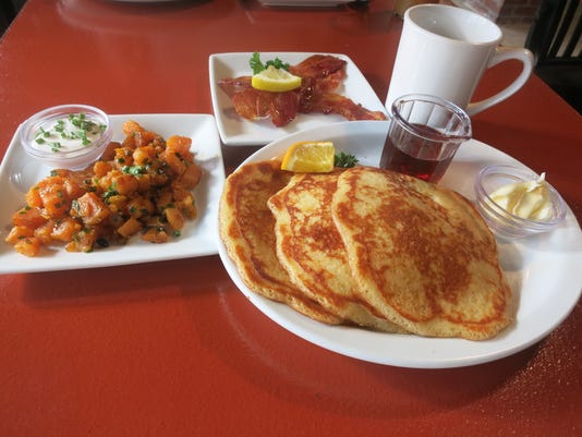 Le Petit Dejeuner breakfast cafe opens in Midtown Detroit