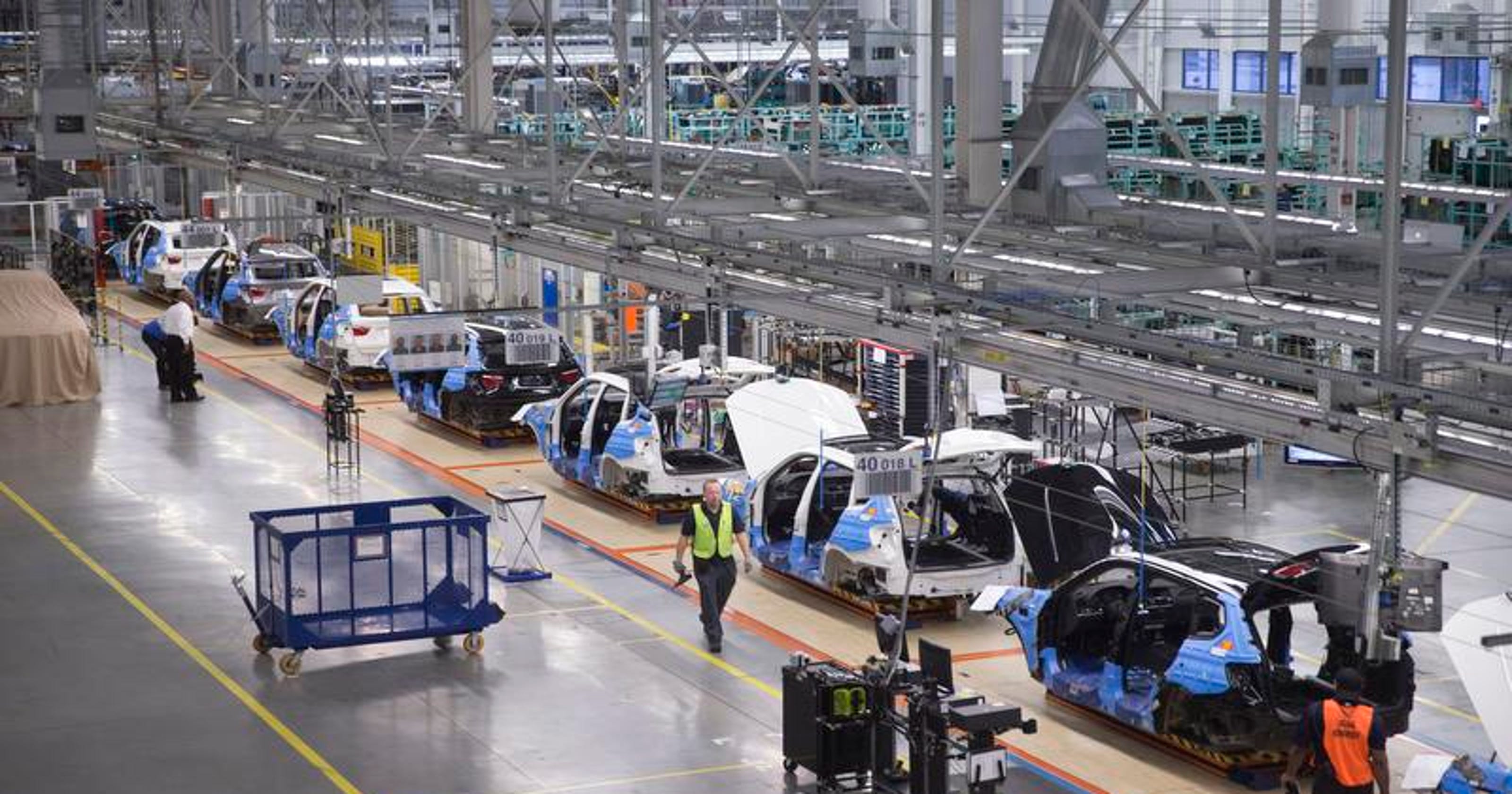 BMW in Greer to expand 50%, add new SUV, add 800 jobs