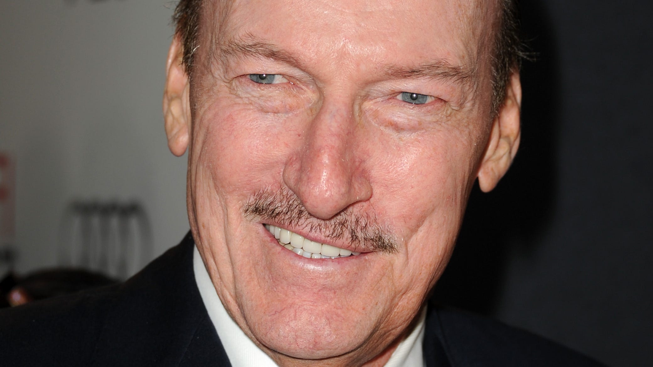 Character actor Ed Lauter dies