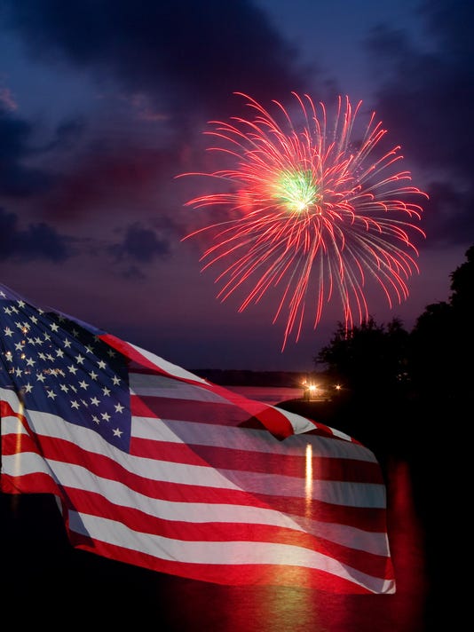 Fourth of July fireworks and more in SWFL for 2017