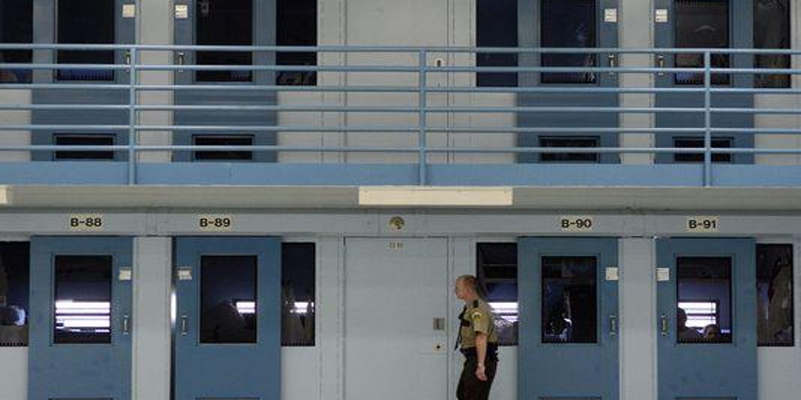 South Dakota State Penitentiary staff member tests positive for COVID-19