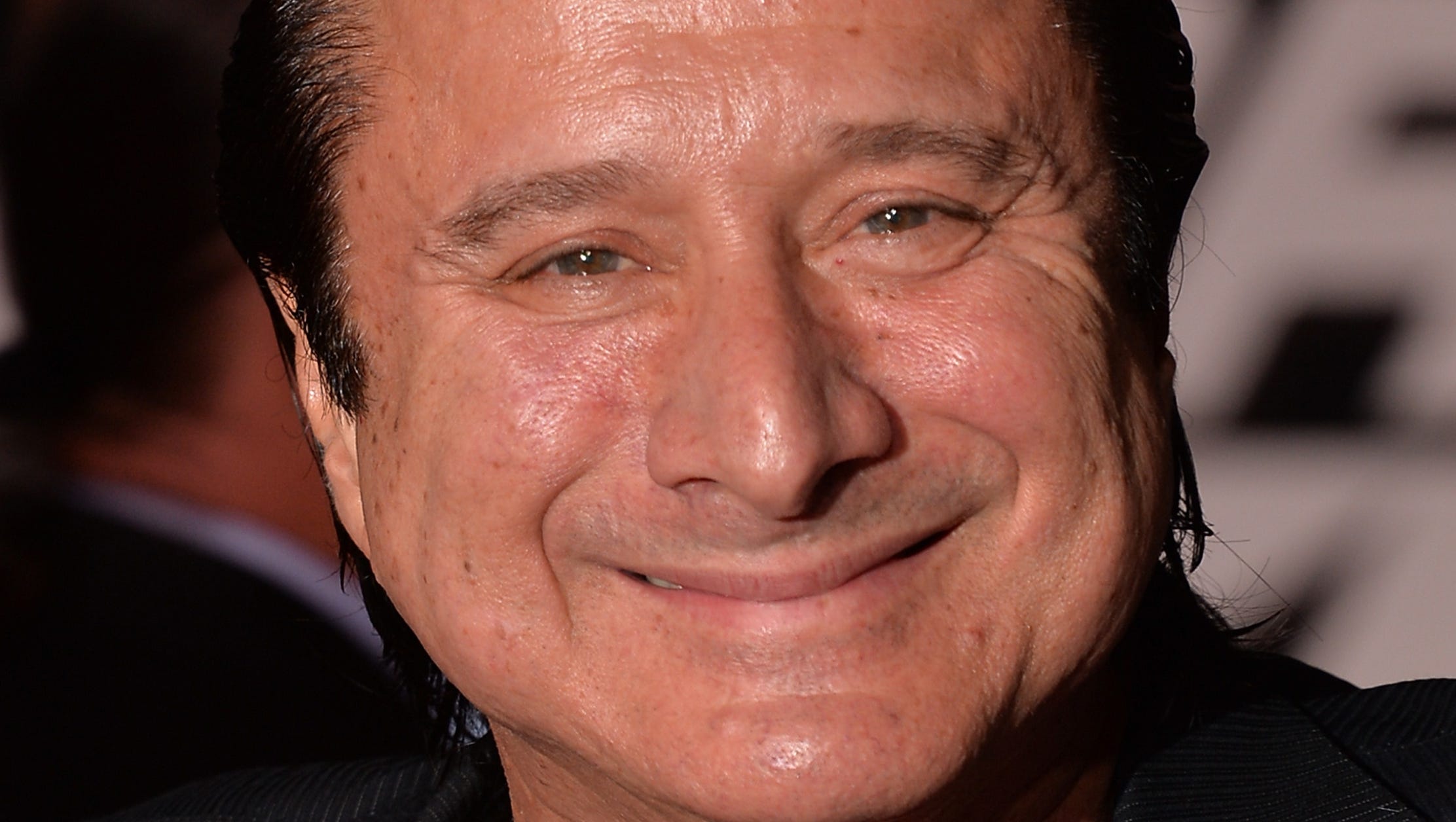 Former Journey singer Perry performs in Minnesota