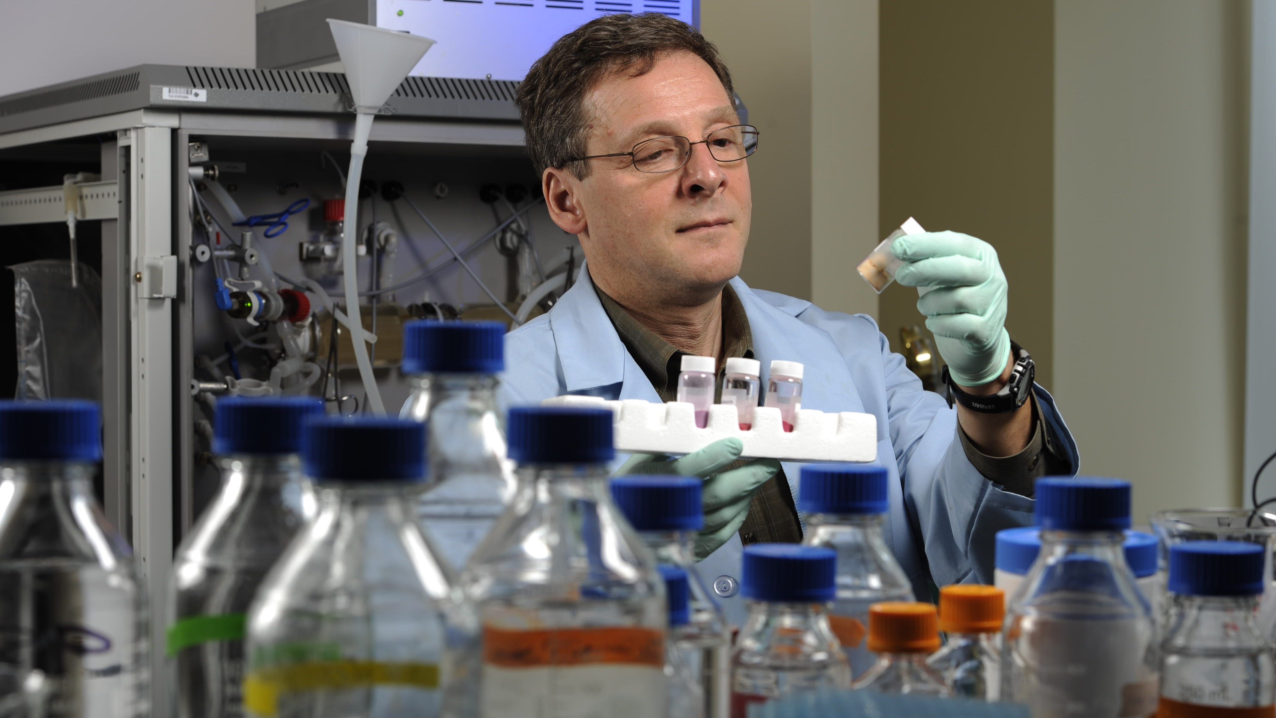 Rutgers professor develops ‘superfood’ lettuce