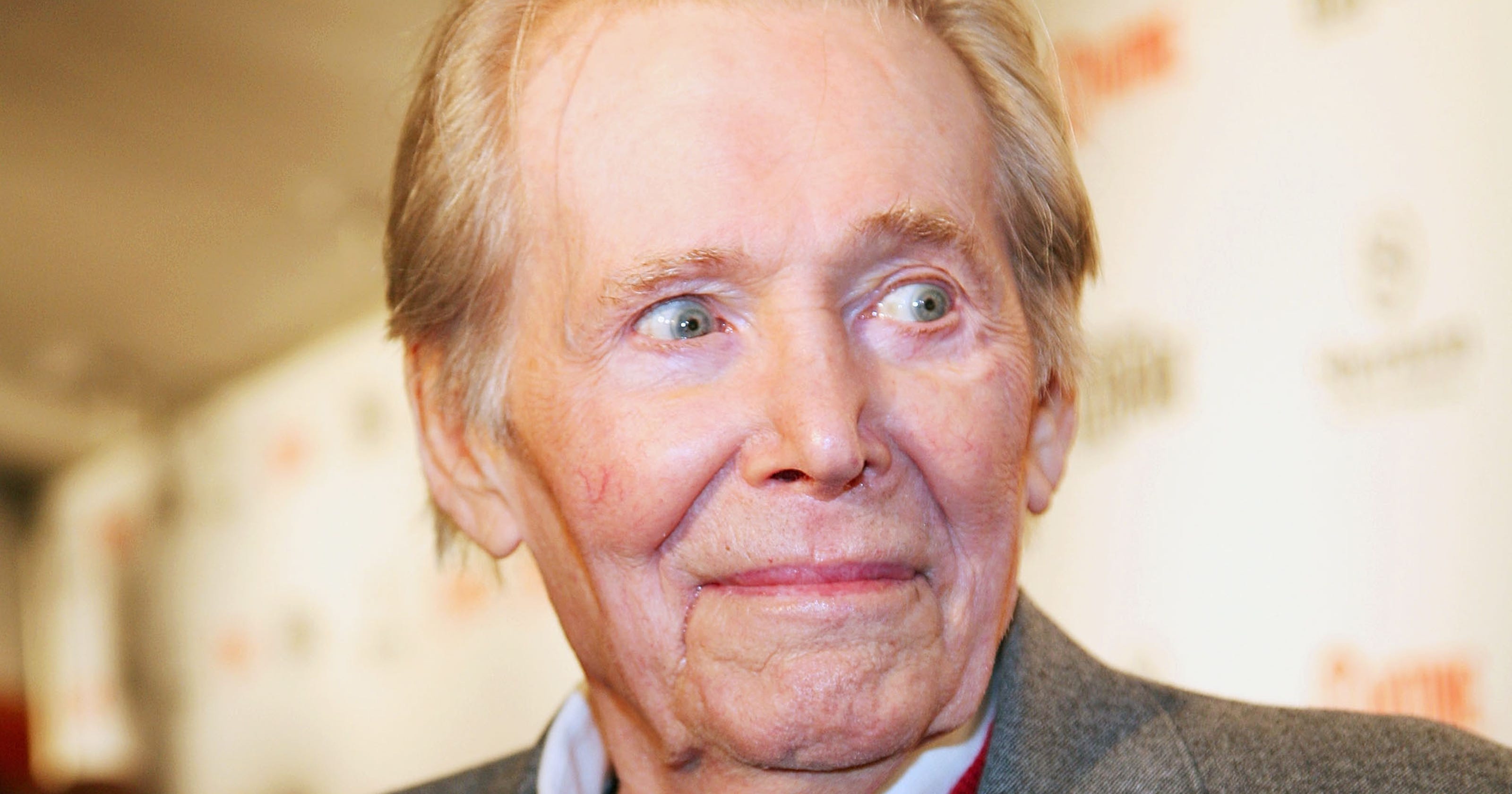 Celebrities react to Peter O'Toole's death